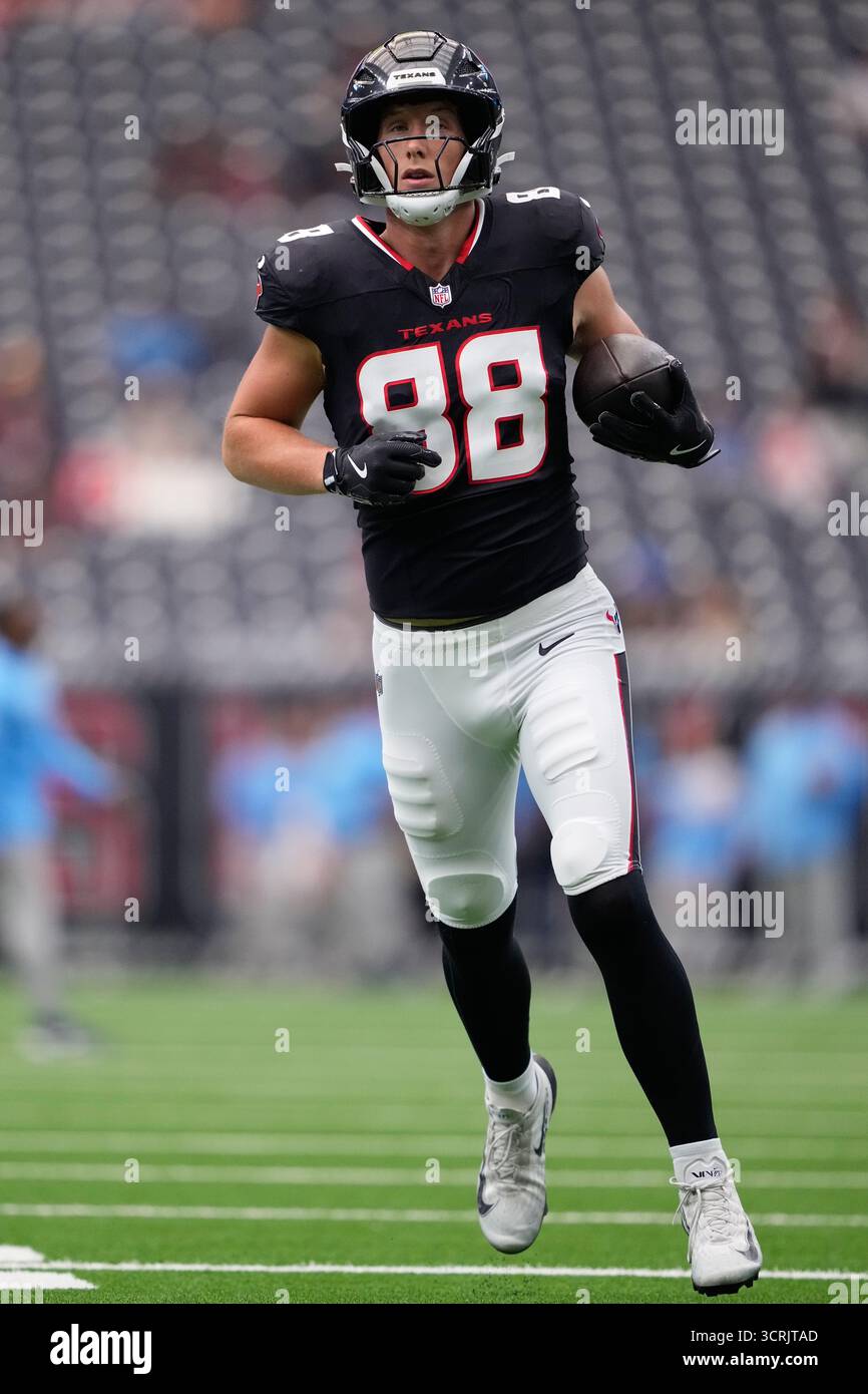 Houston Texans tight end Harrison Bryant warms up before an NFL ...