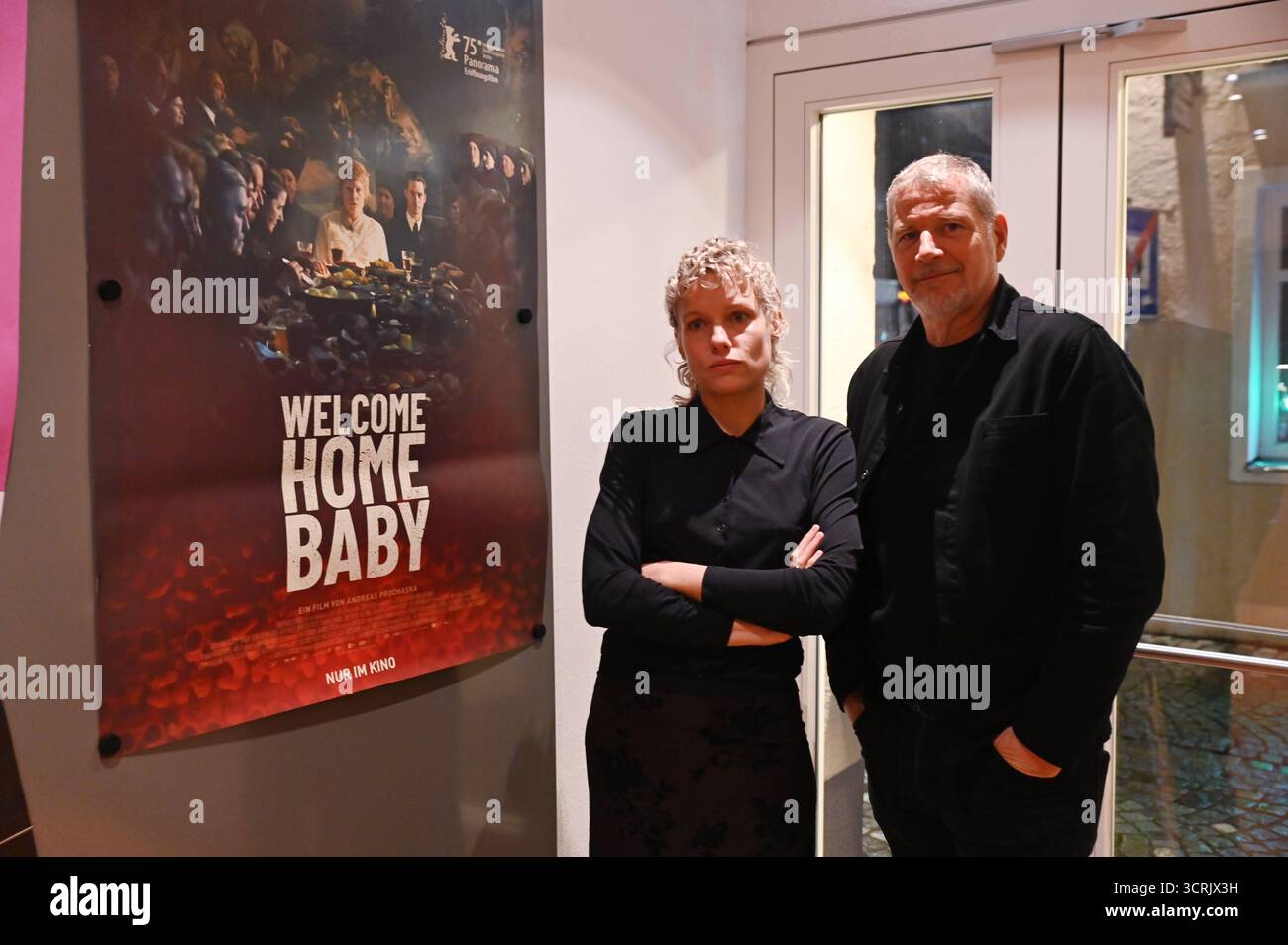 Julia Franz Richter, Andreas Prochaska, Regisseur, Welcome Home Baby ...
