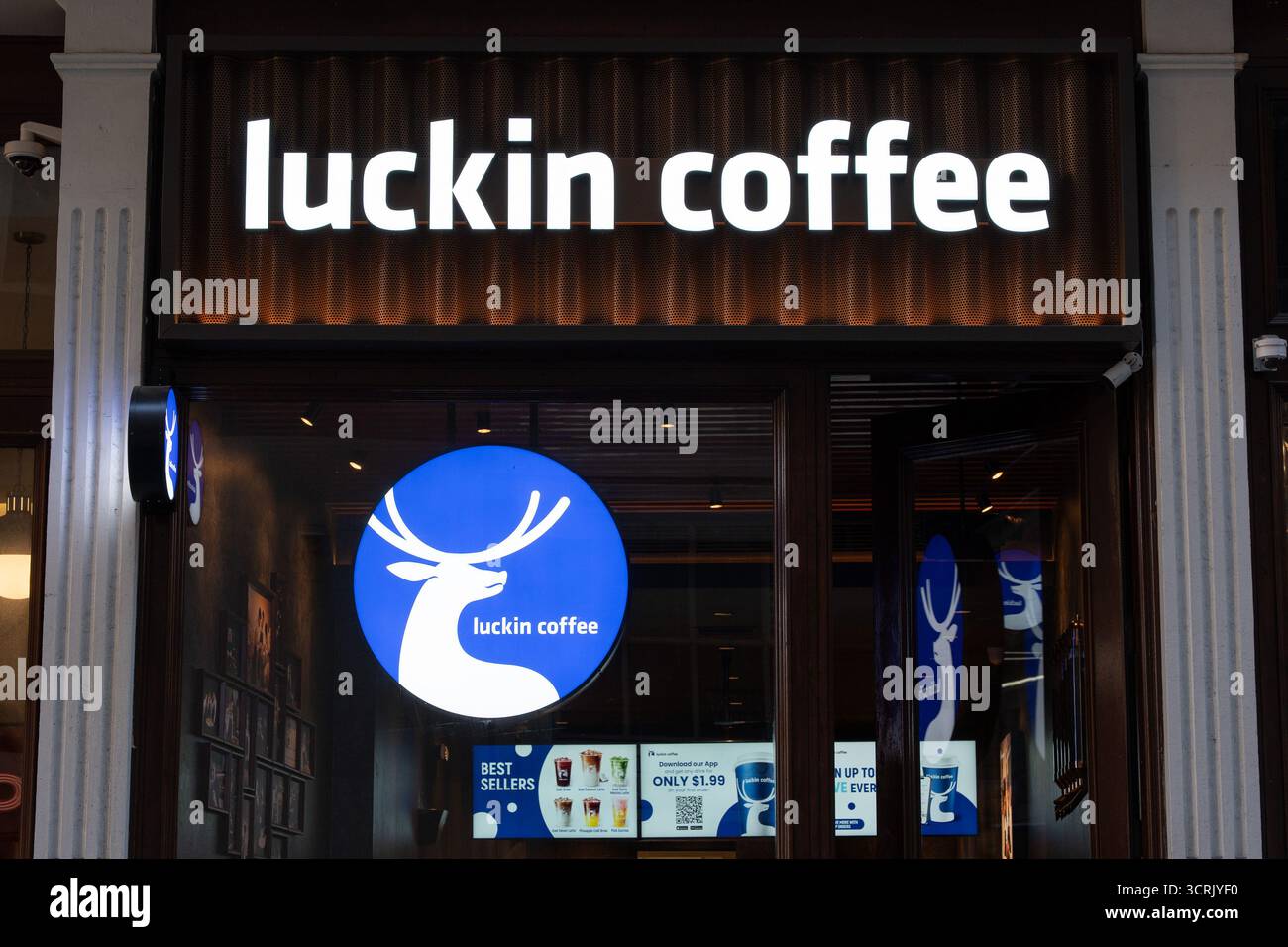 Starbucks vs luckin hi-res stock photography and images - Alamy