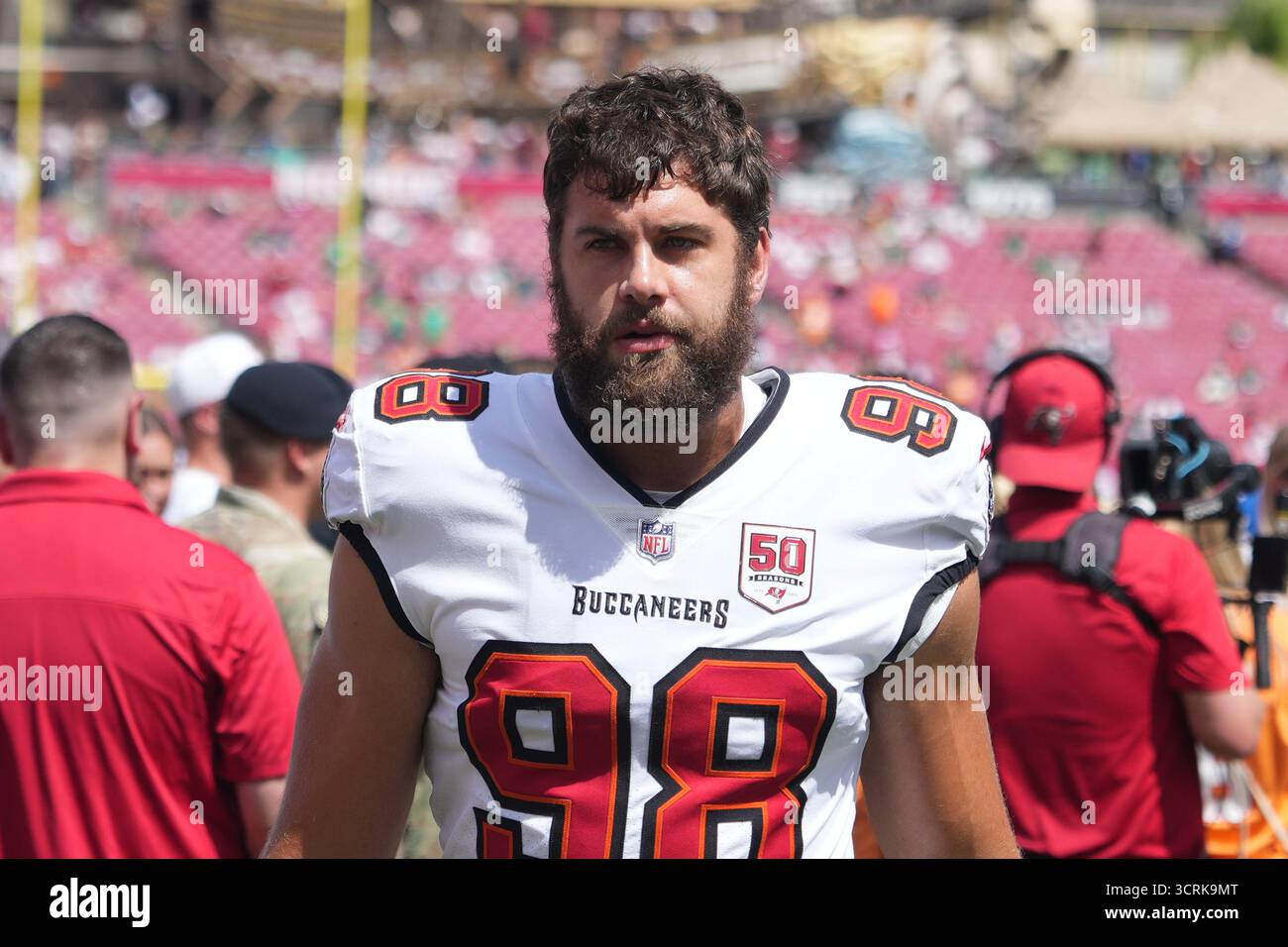 Tampa Bay Buccaneers linebacker Anthony Nelson (98) walks to the locker ...