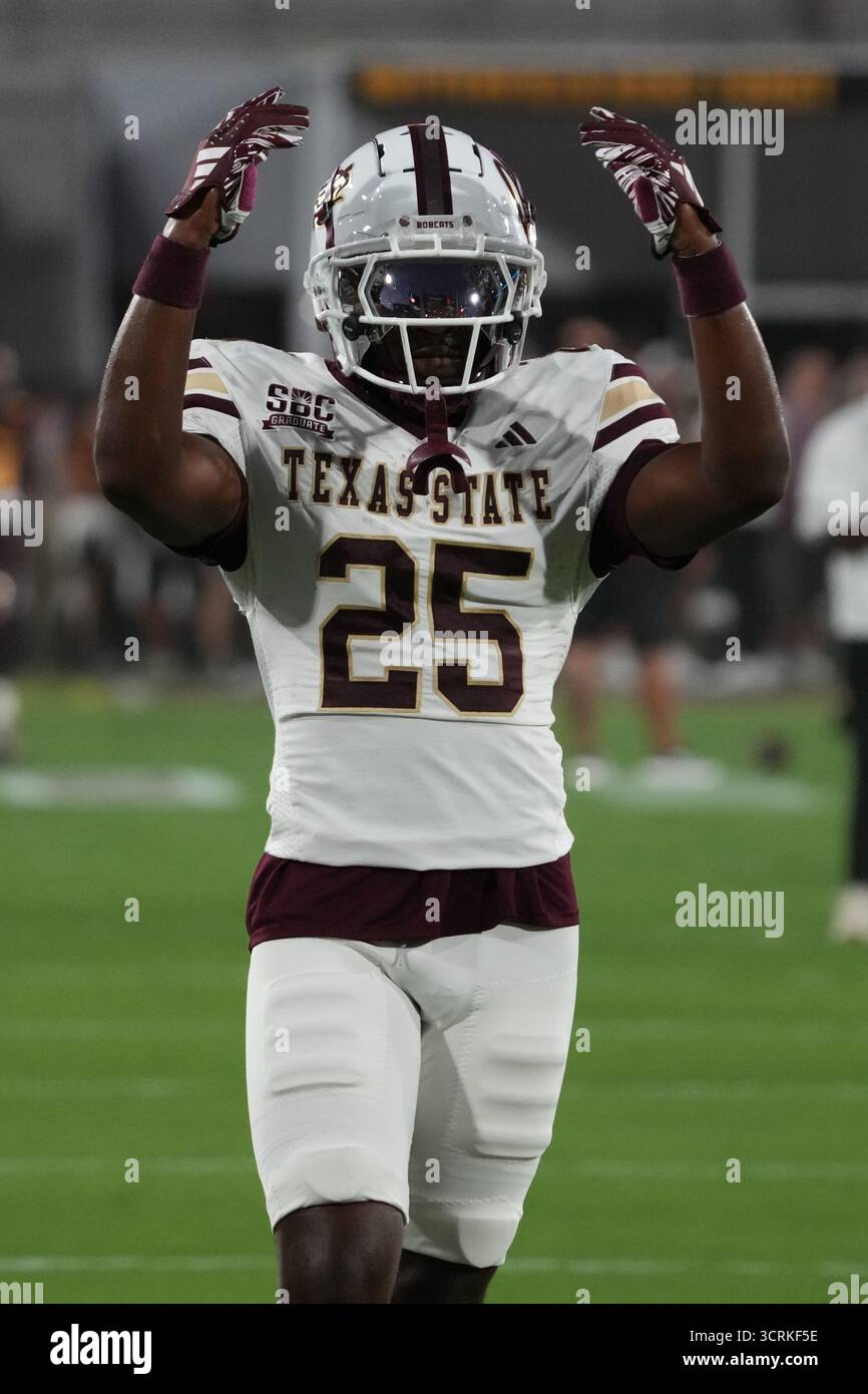 Texas State defensive back DJ Taylor Jr. (25) in the first half of an ...
