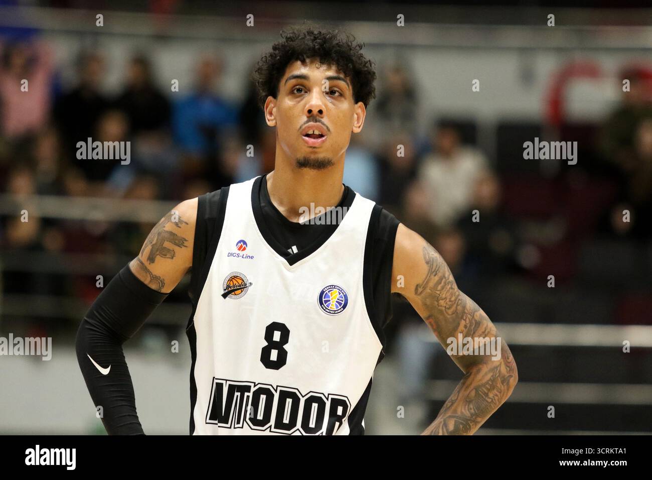 Saint Petersburg, Russia. 01st Oct, 2025. Terrence Edwards (8) of ...