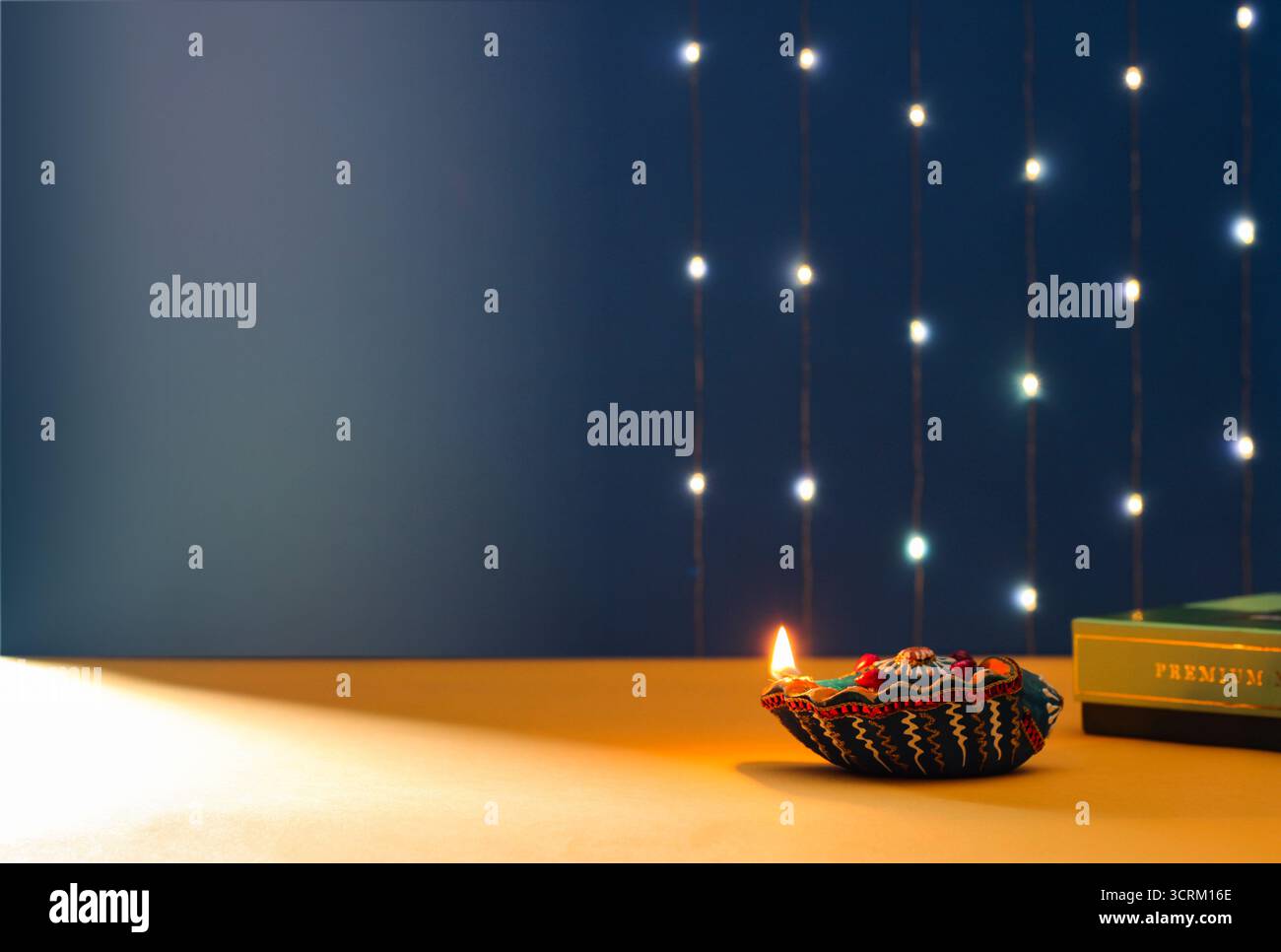 Happy diwali greetings festive hi-res stock photography and images - Alamy