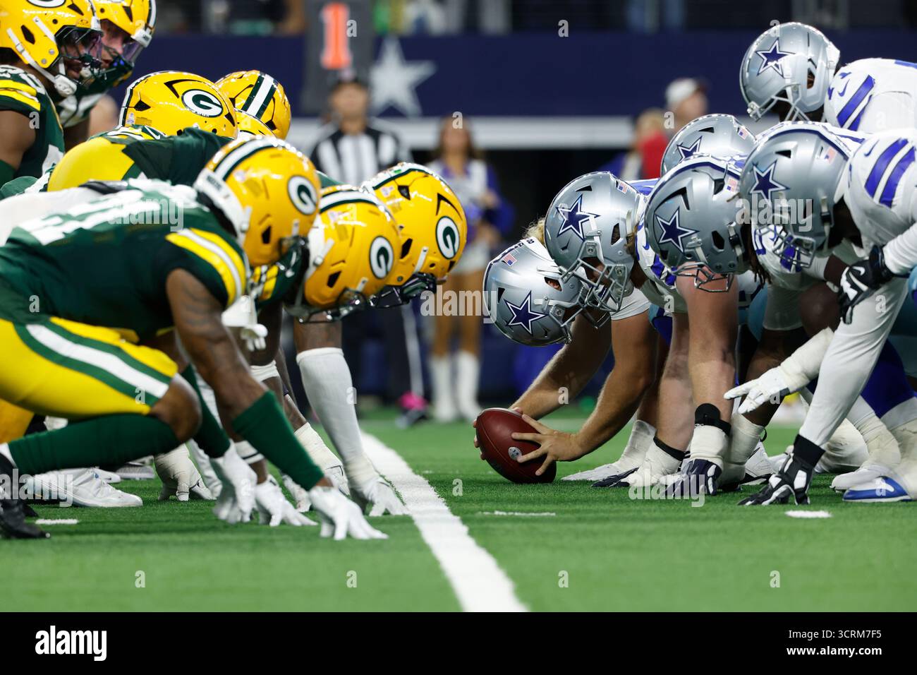 Dallas Cowboys line of scrimmage during a NFL football game against the ...