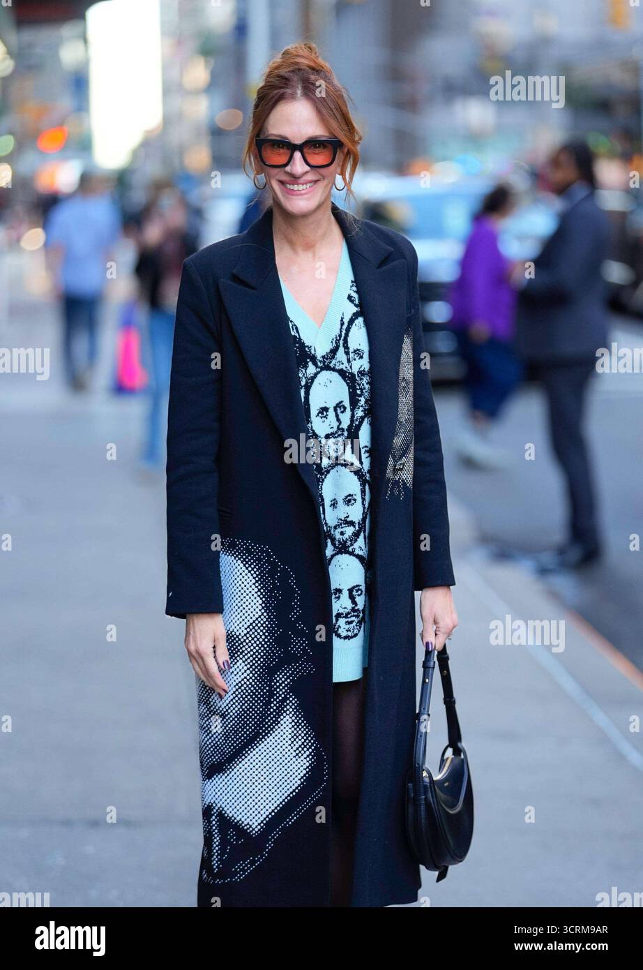 Photo by: zz/XNY/STAR MAX/IPx 2025 10/1/25 Julia Roberts is seen on ...