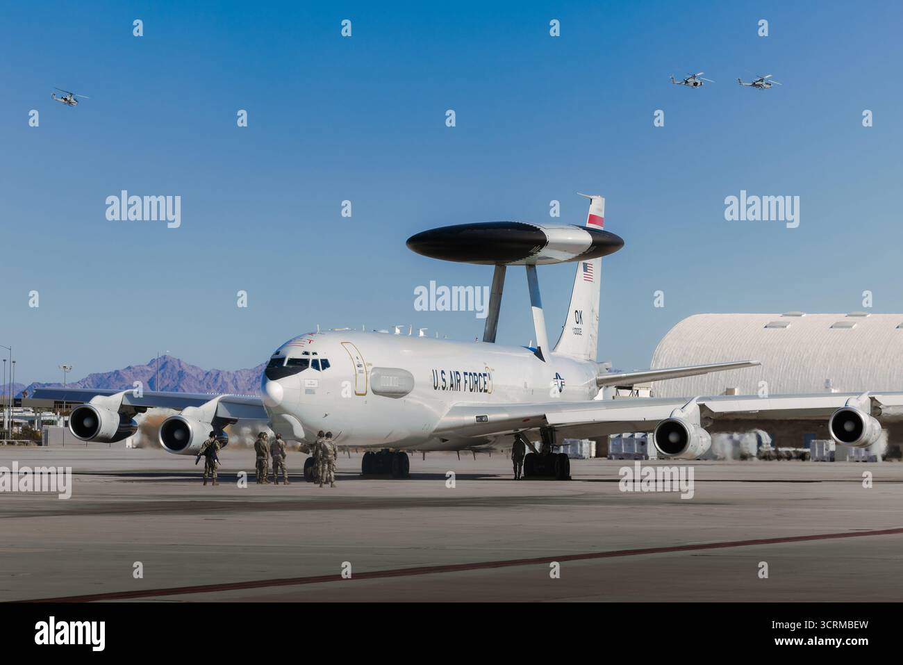 A U.S. Air Force E-3 Sentry (AWACS) with Air Combat Command, 552d Air ...