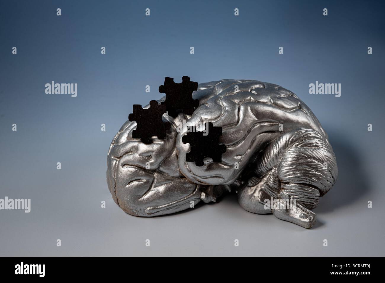 Cancer ribbon brain tumor hi-res stock photography and images - Alamy
