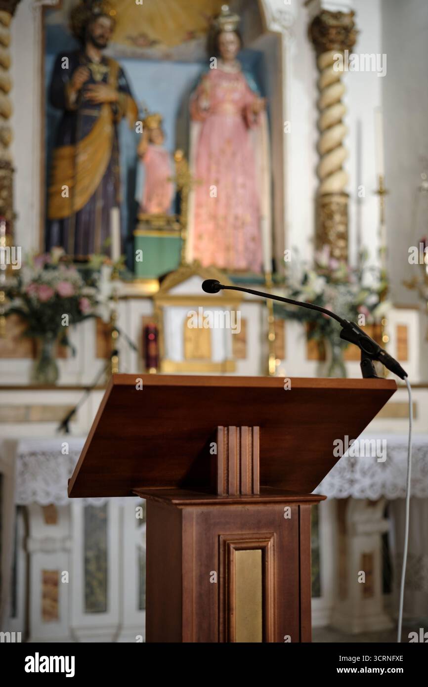 Divine liturgy in church hi-res stock photography and images - Alamy