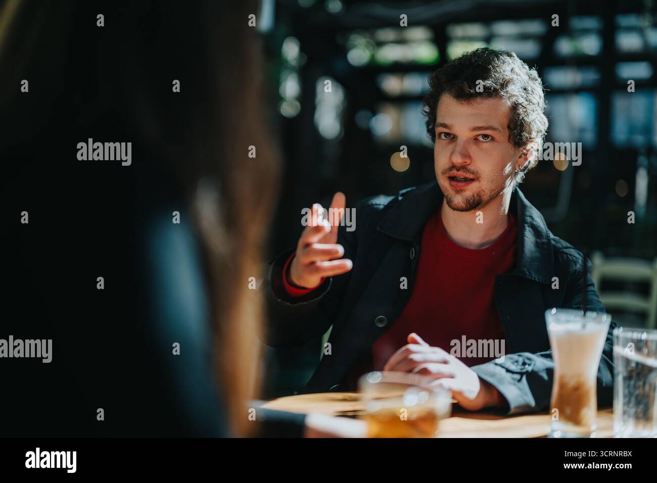 Well lit cafe hi-res stock photography and images - Alamy