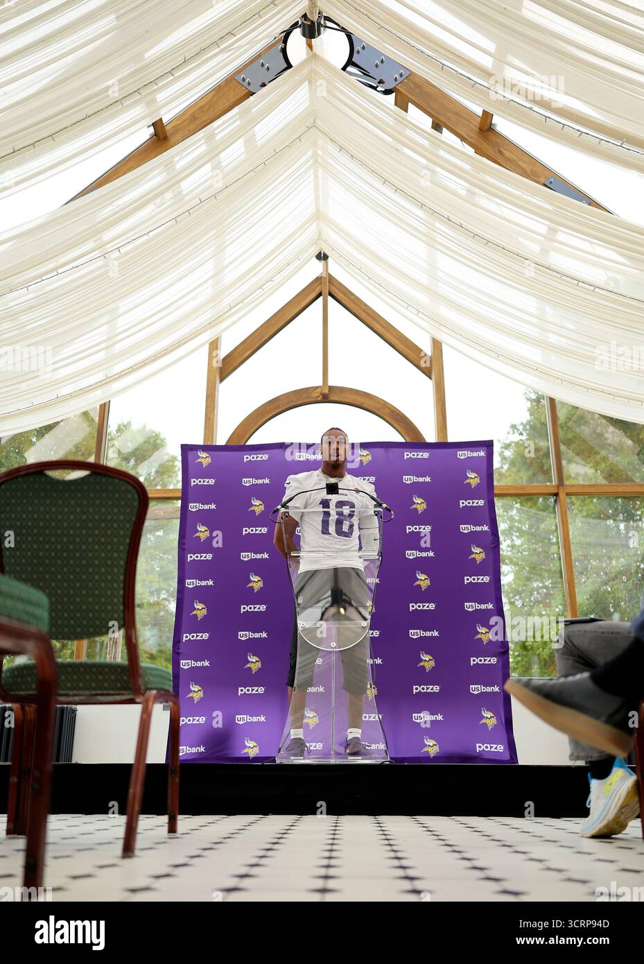 Minnesota Vikings Justin Jefferson at NFL football practice and press ...