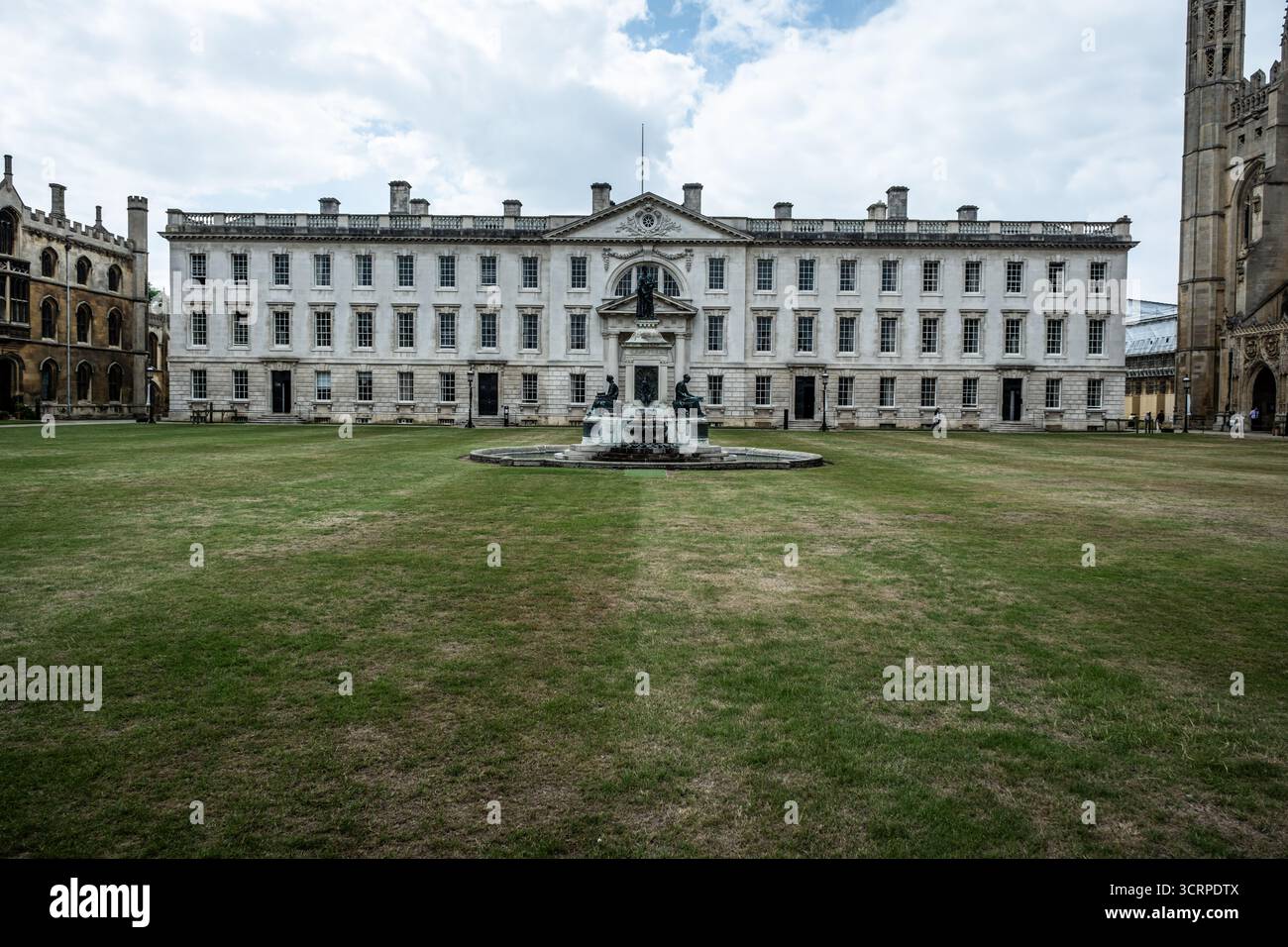 King’s College Front Court and Chapel Entrance, Cambridge Stock Photo ...