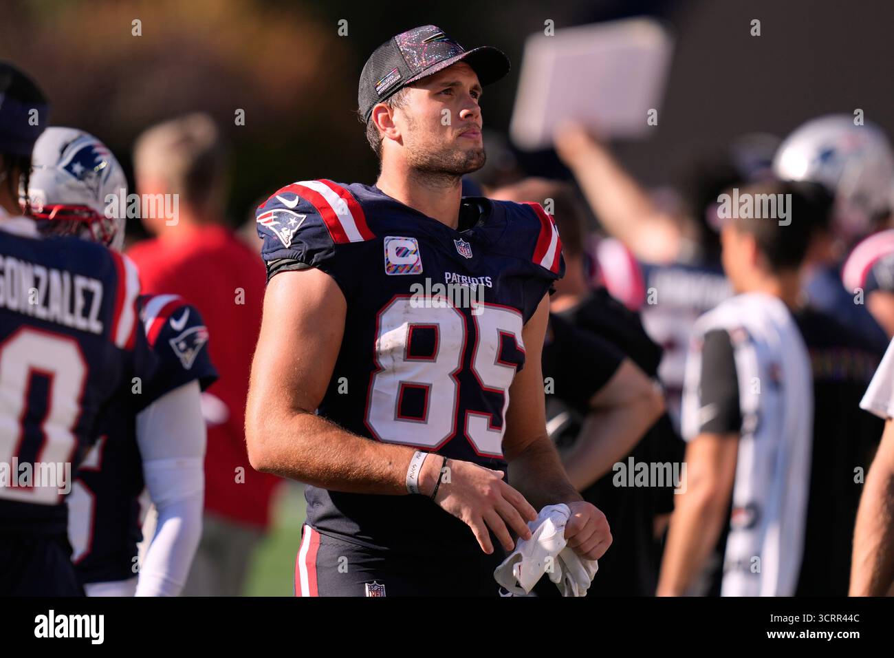 New England Patriots tight end Hunter Henry (85) during an NFL football ...