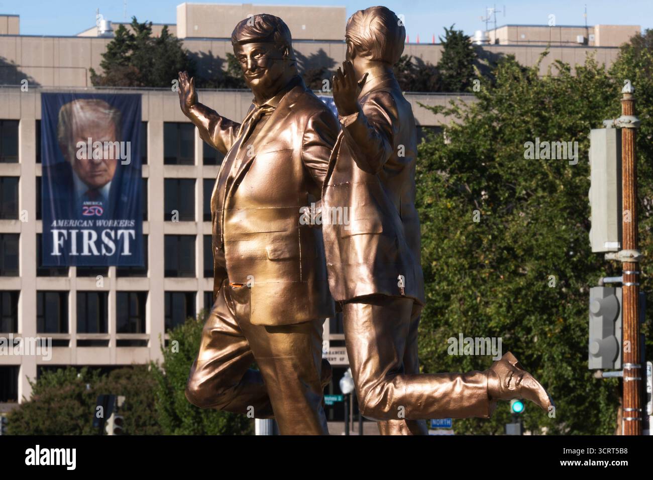 A statue on the National Mall, depicting President Donald Trump and ...