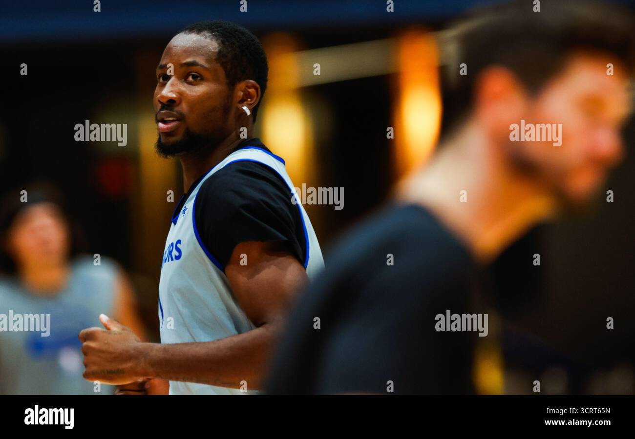 Golden State Warriors forward Jonathan Kuminga makes his first appearance during an NBA ...