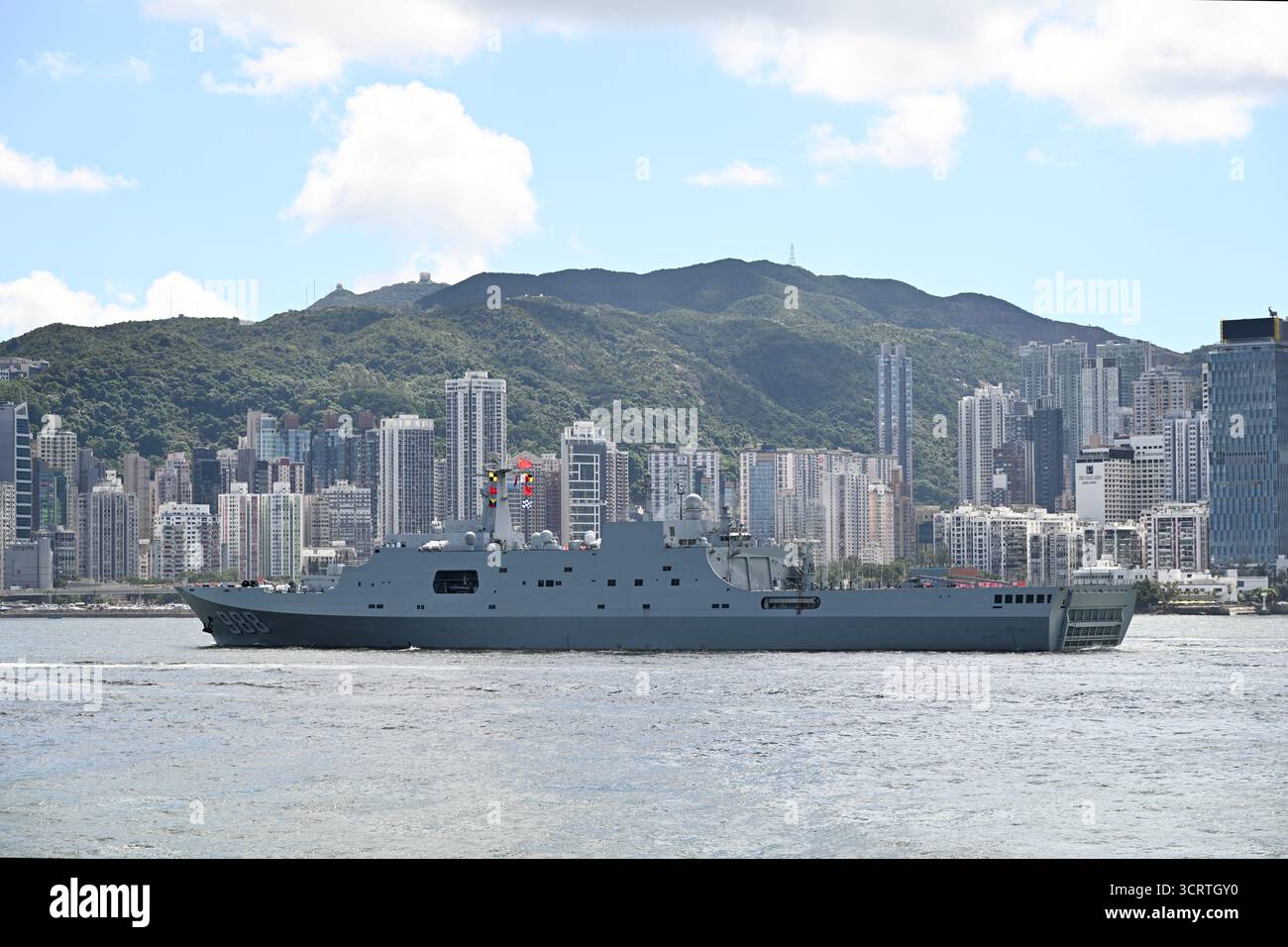 The Chinese PLA Navy Yimeng Shan, hull number 988, Type 071 amphibious ...