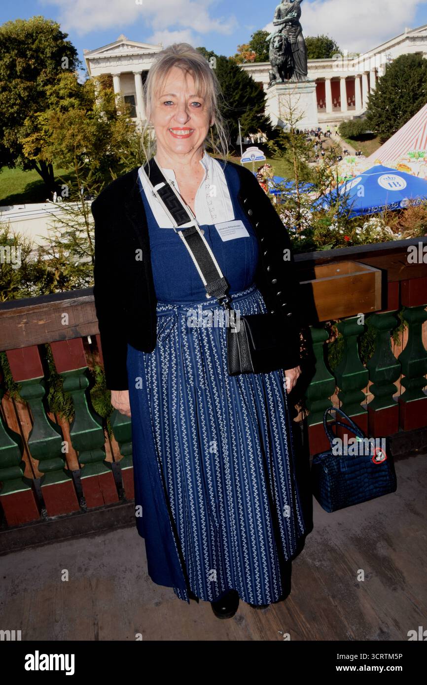 Johanna Bittenbinder Schauspielerin Muenchen 02.10.2025 Theresienwiese ...