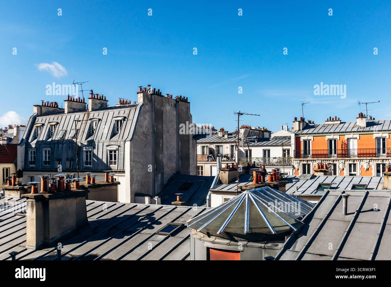 Classic paris rooftops chimneys hi-res stock photography and images - Alamy