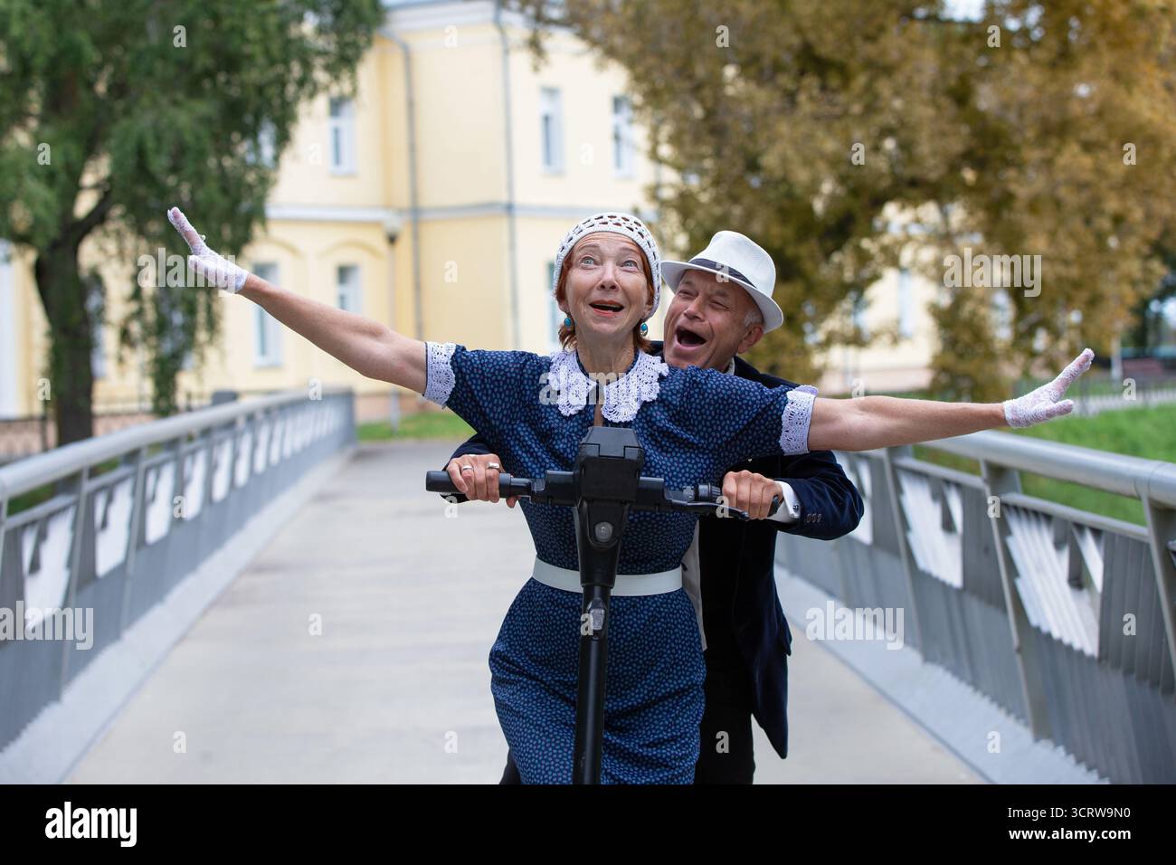 Playful senior park moment hi-res stock photography and images - Alamy