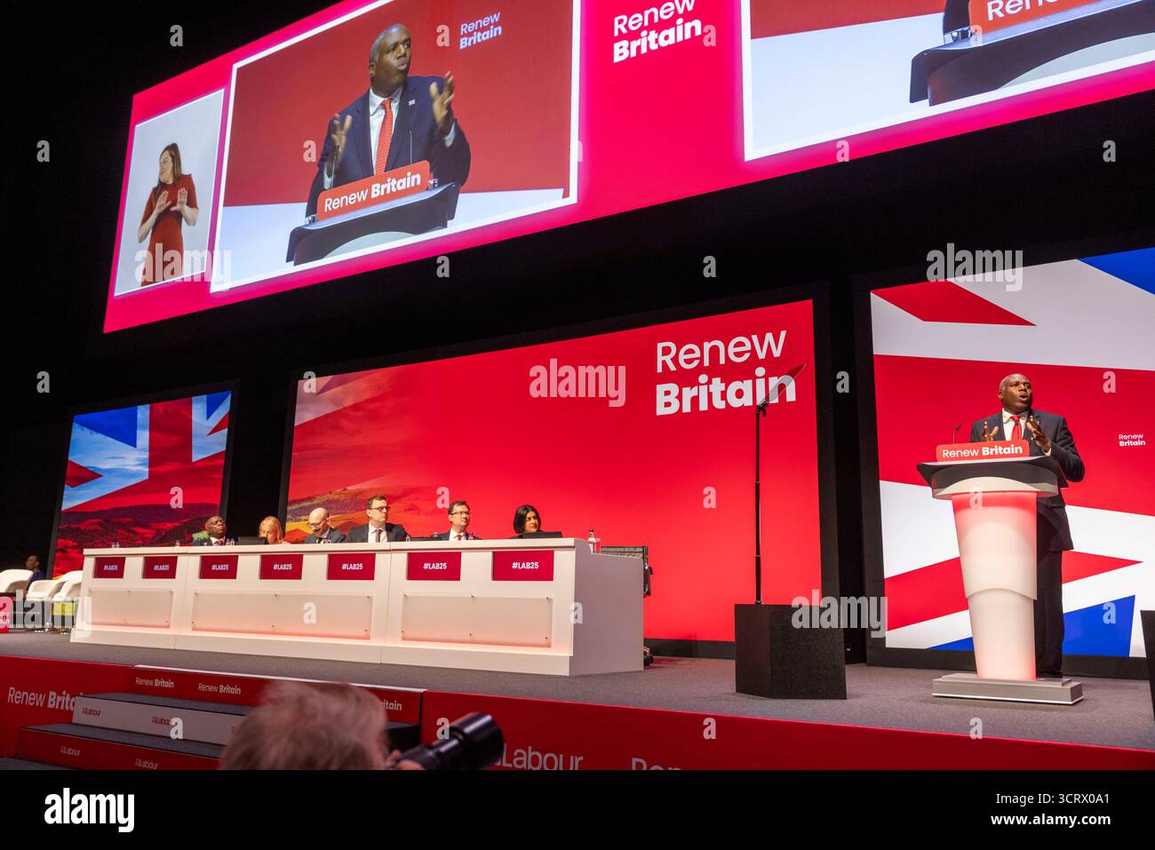 David lammy deputy prime minister hi-res stock photography and images ...