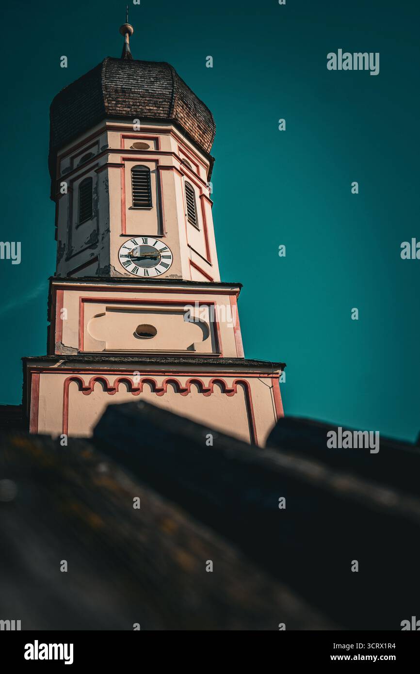 Vintage classic architectural design hi-res stock photography and ...