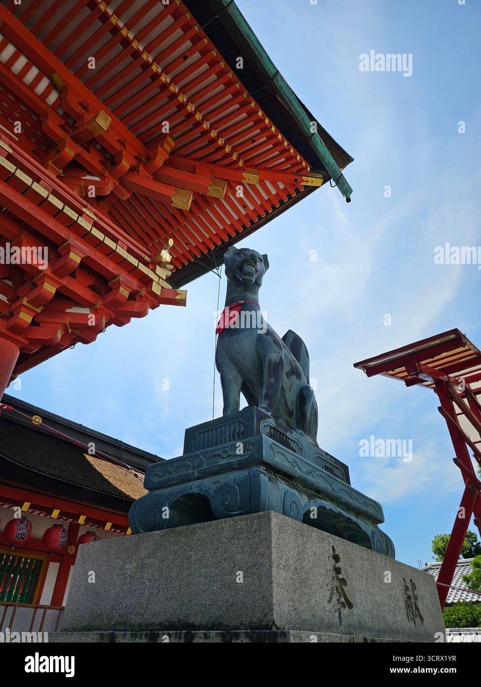 Fushimi inari hiking trails hi-res stock photography and images - Alamy