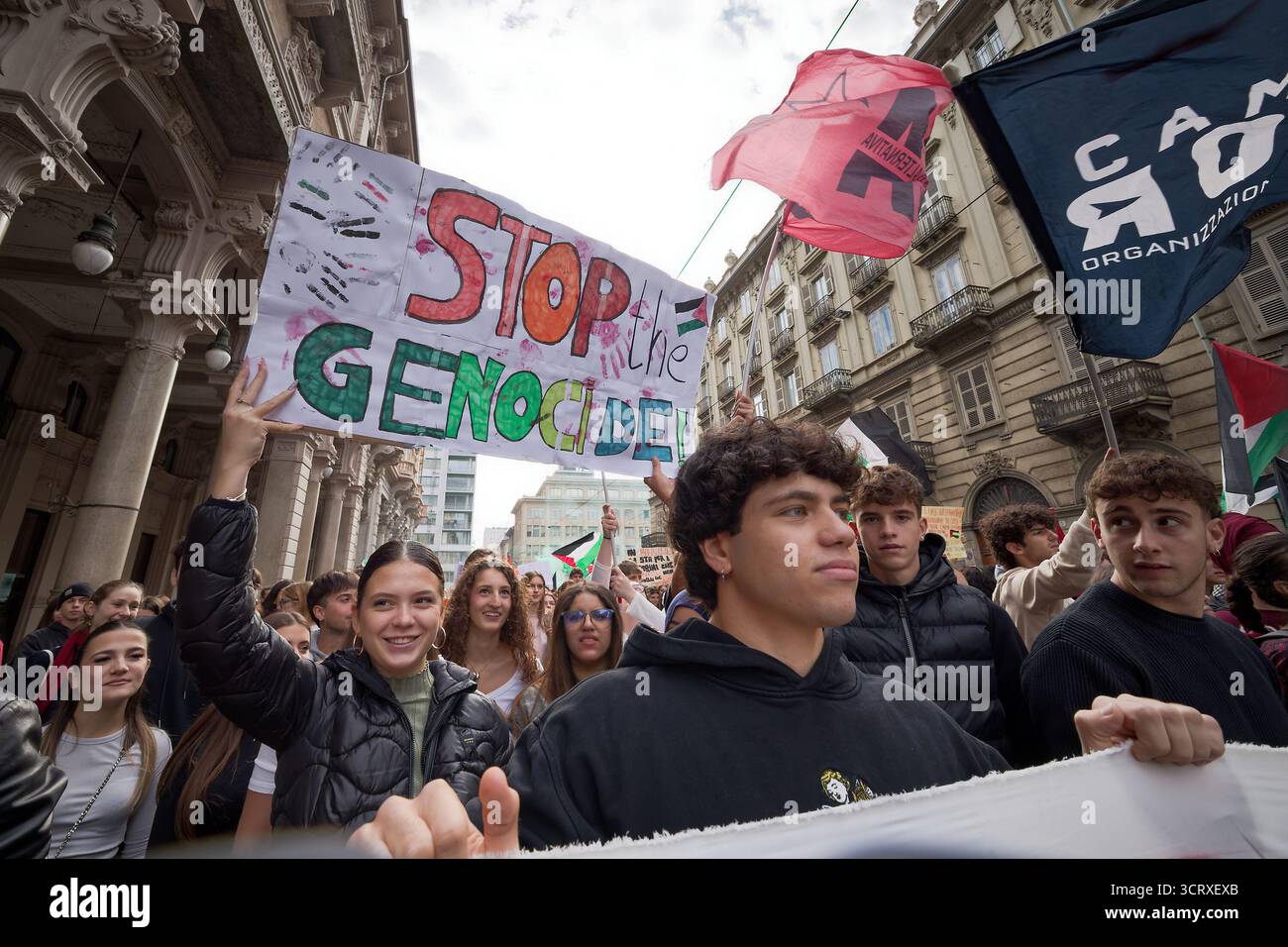 Turin, Italy. 3rd Oct, 2025. General strike in defense of the Global ...