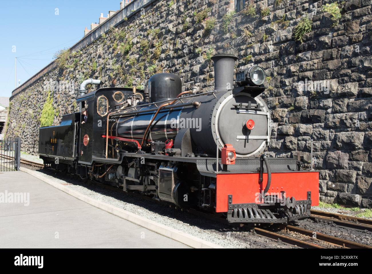 Welsh Highland Railway steam train at Caernarfon station, NG/G16 Beyer ...