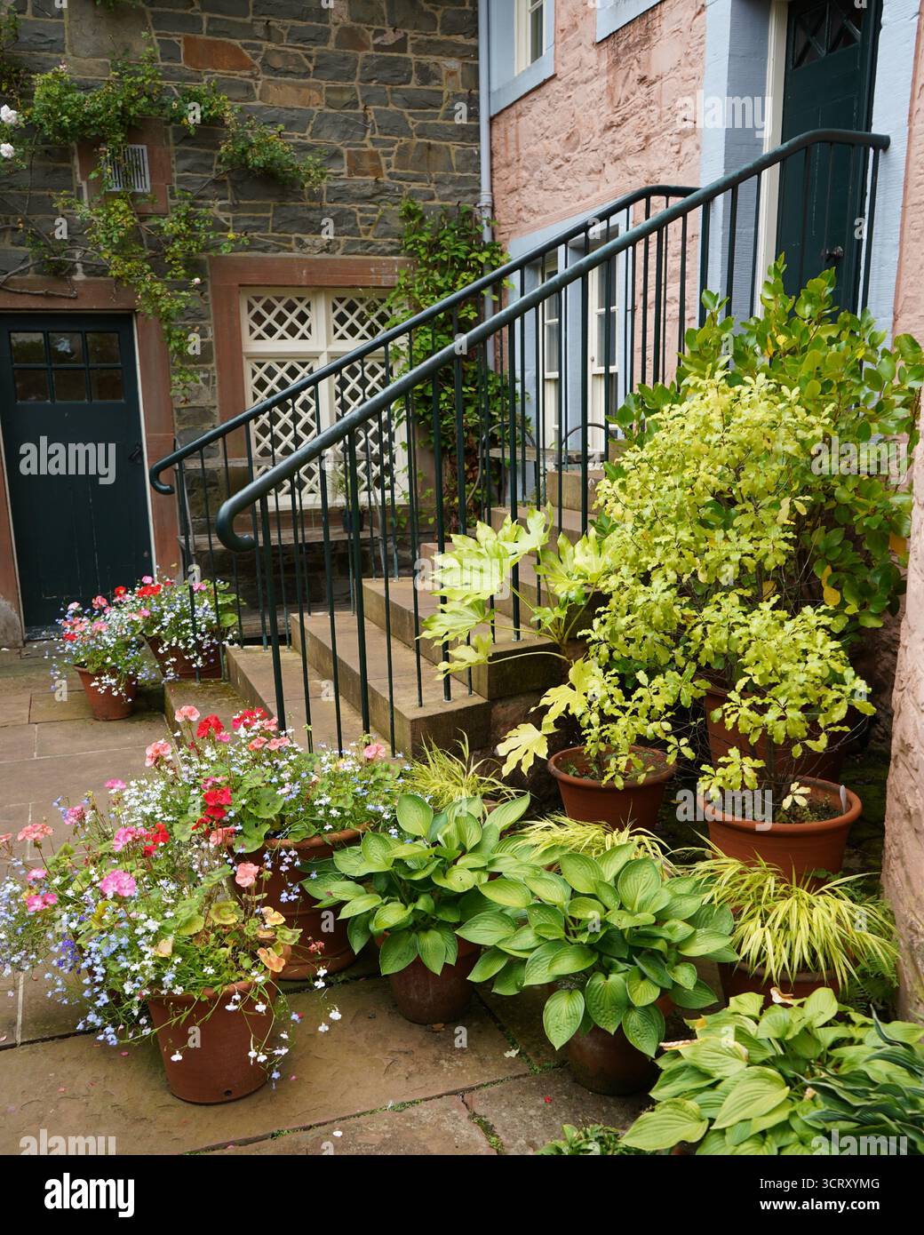 Broughton house garden kirkcudbright hi-res stock photography and ...