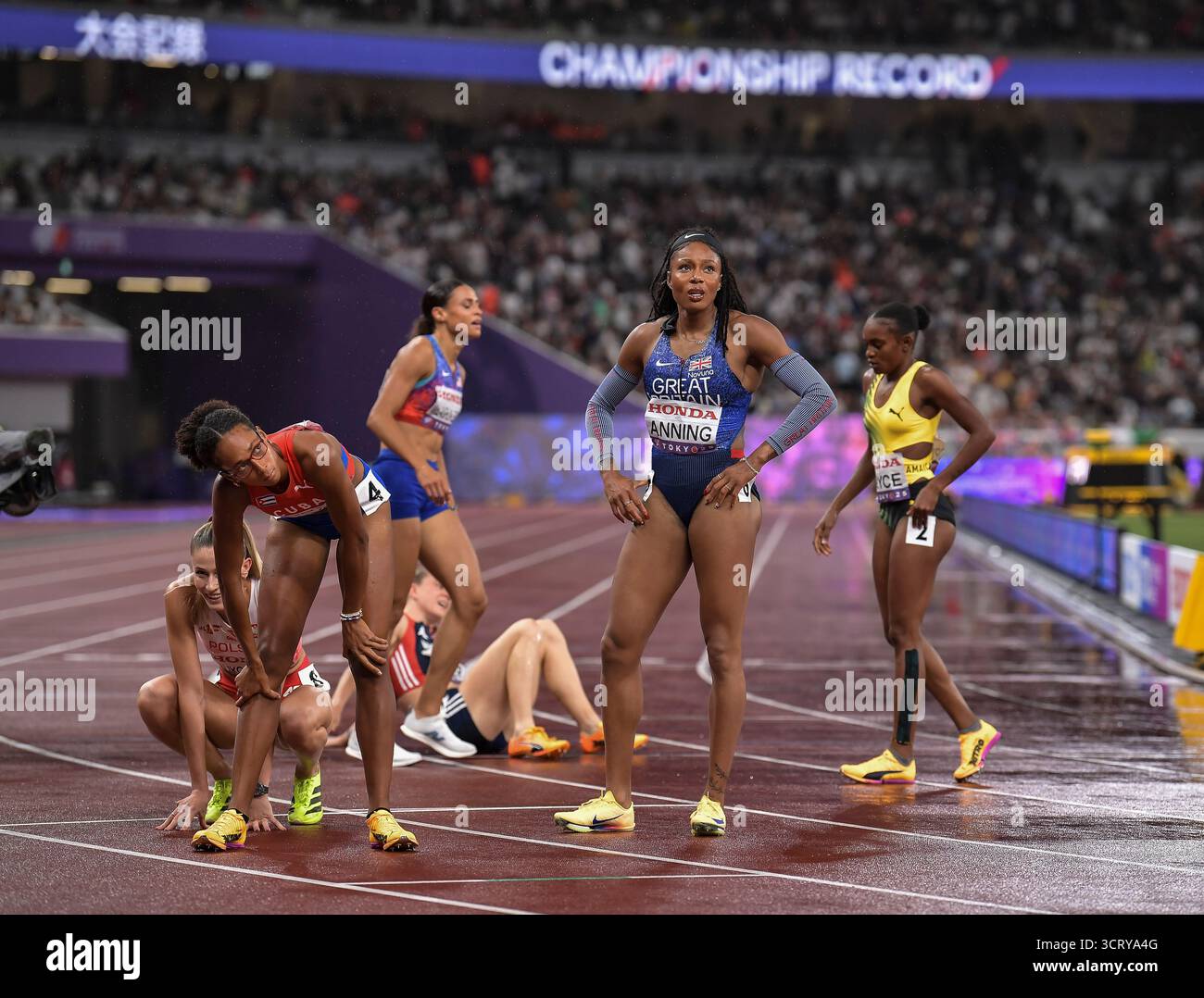 Amber Anning of Great Britain & NI competing in the women’s 400m final ...