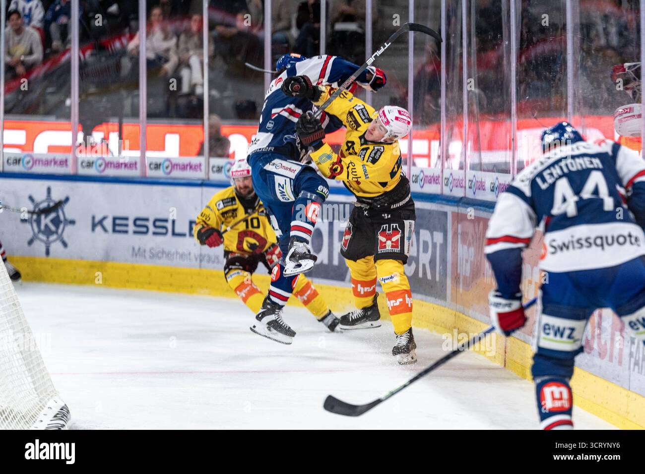 03/10/2025, Zurich, Swiss Life Arena, NL: ZSC Lions - SC Bern, #8 Willy ...