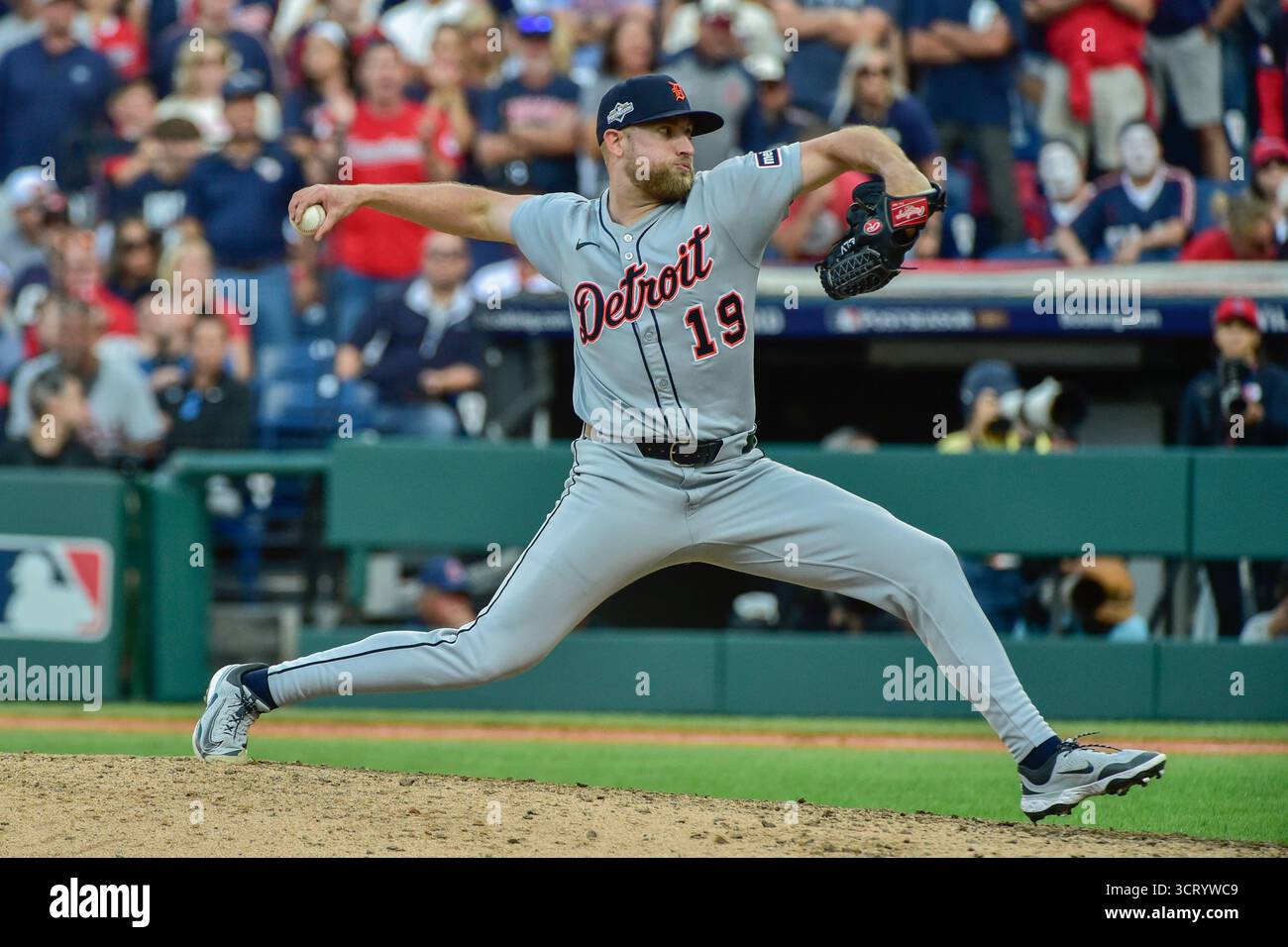 Detroit Tigers relief pitcher Will Vest delivers during Game 3 of the ...
