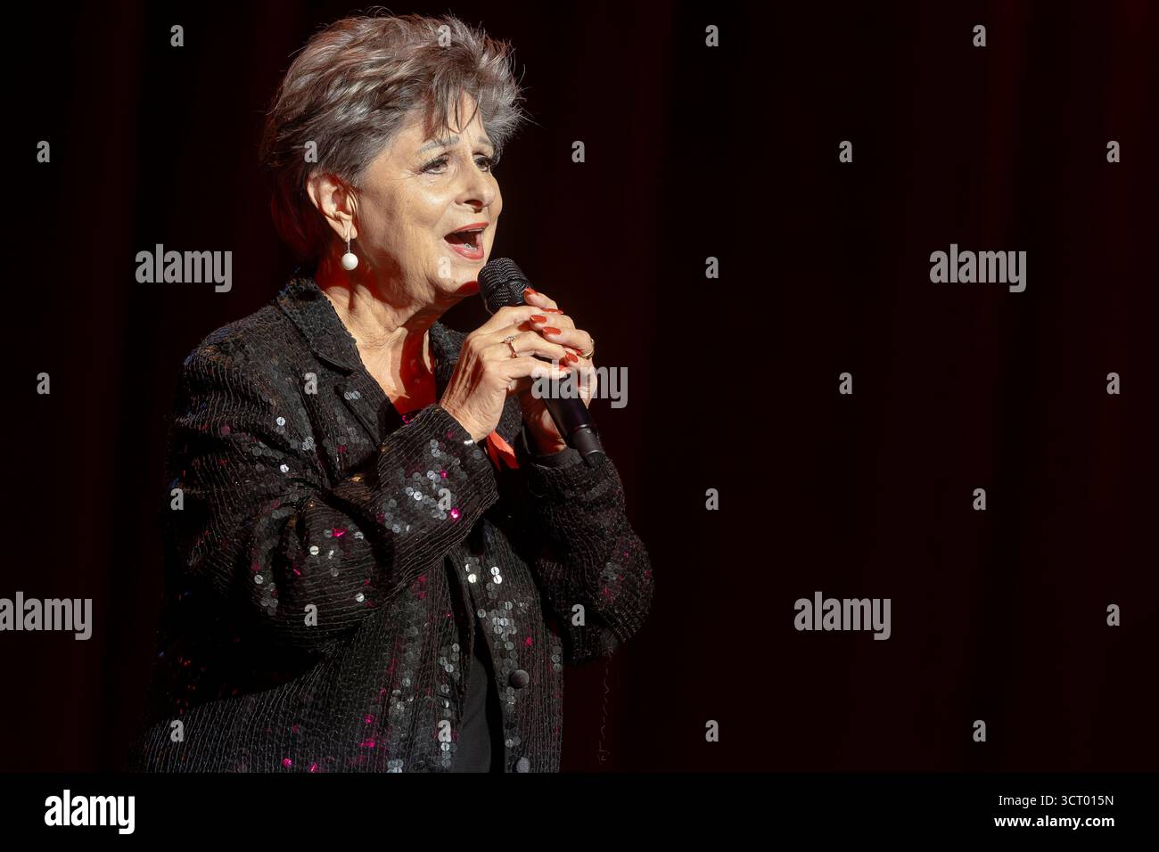 Auftritt von Sängerin Dagmar Frederic - bürgerlich: Dagmar Elke Schulz ...