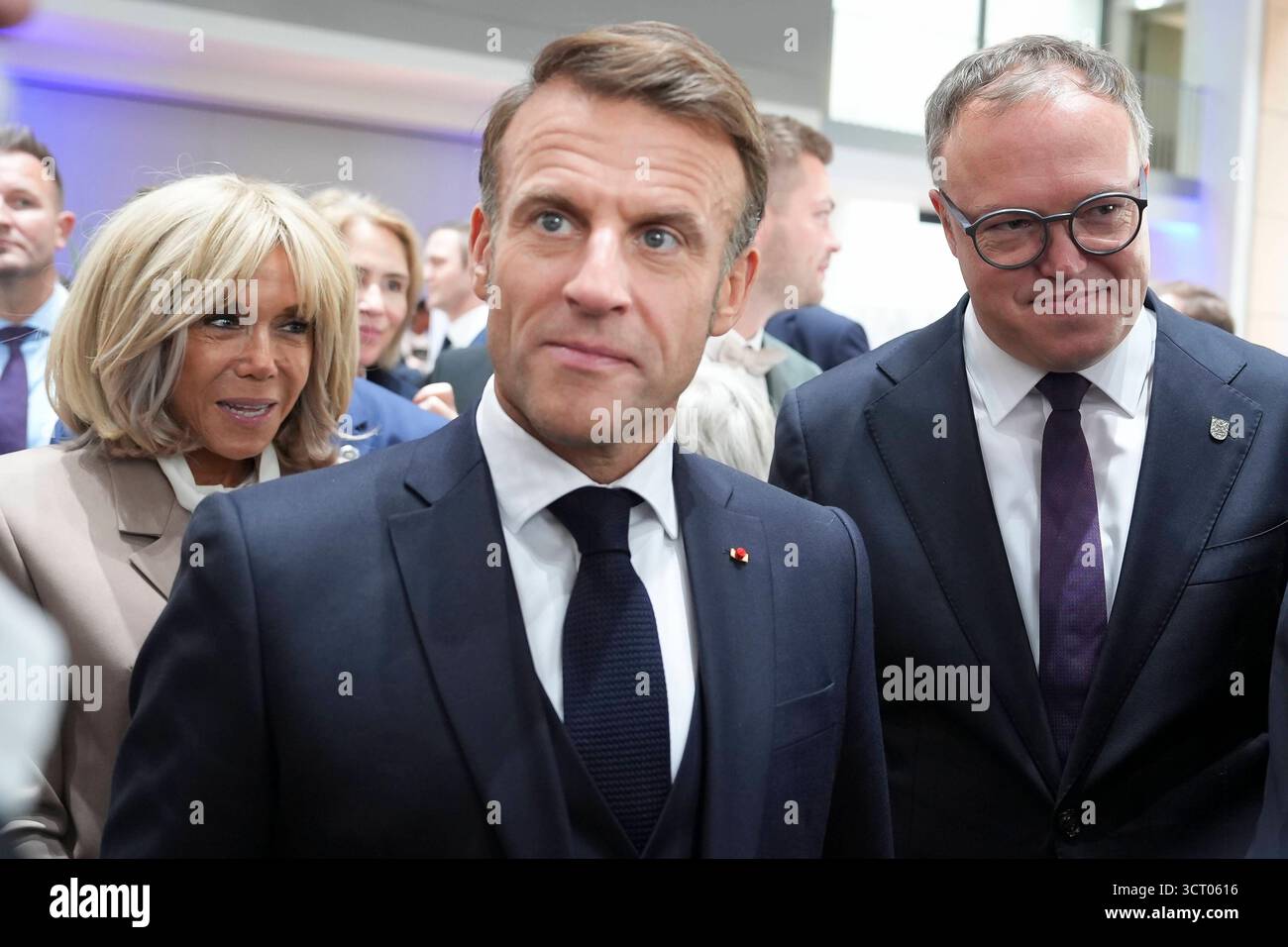 Tag der Deutschen Einheit in Saarbruecken Emmanuel Macron, der ...