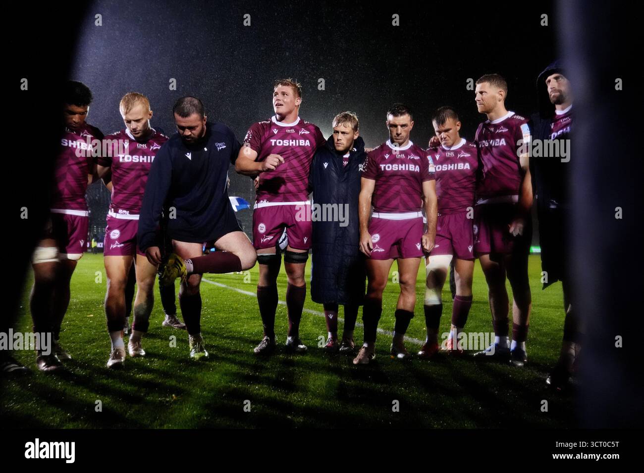 Sale Sharks' Ernst van Rhyn (centre left) speaks to team-mates after ...