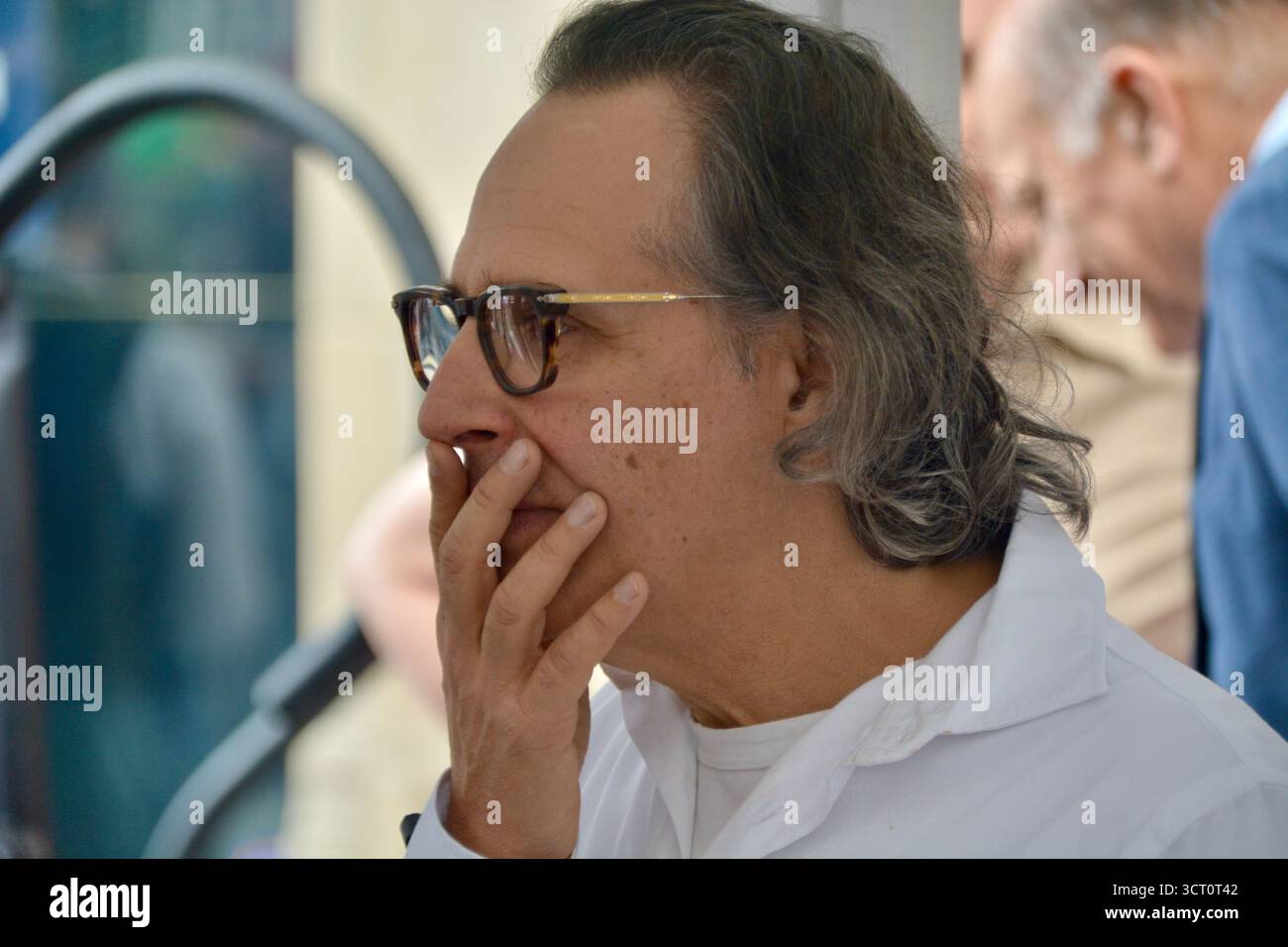 Producer and writer Jason Katims attends Lauren Graham’s Hollywood Walk ...