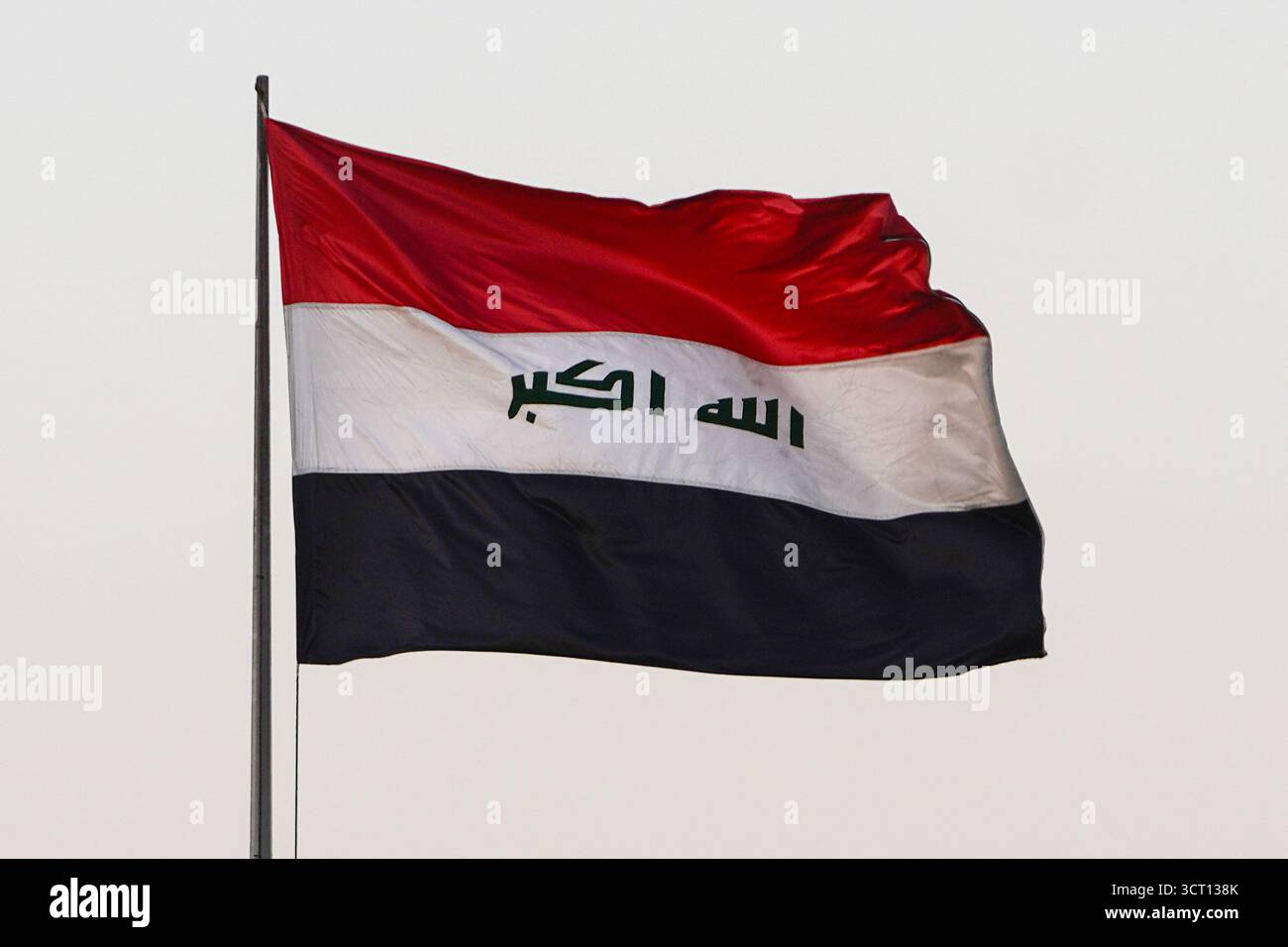 Baghdad, Iraq. 01st Oct, 2025. The Iraqi flag in Al-Tayaran Square in ...