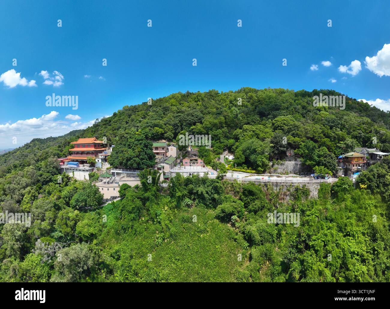 Luyun temple hi-res stock photography and images - Alamy