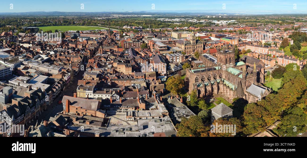 Chester town centre hi-res stock photography and images - Alamy