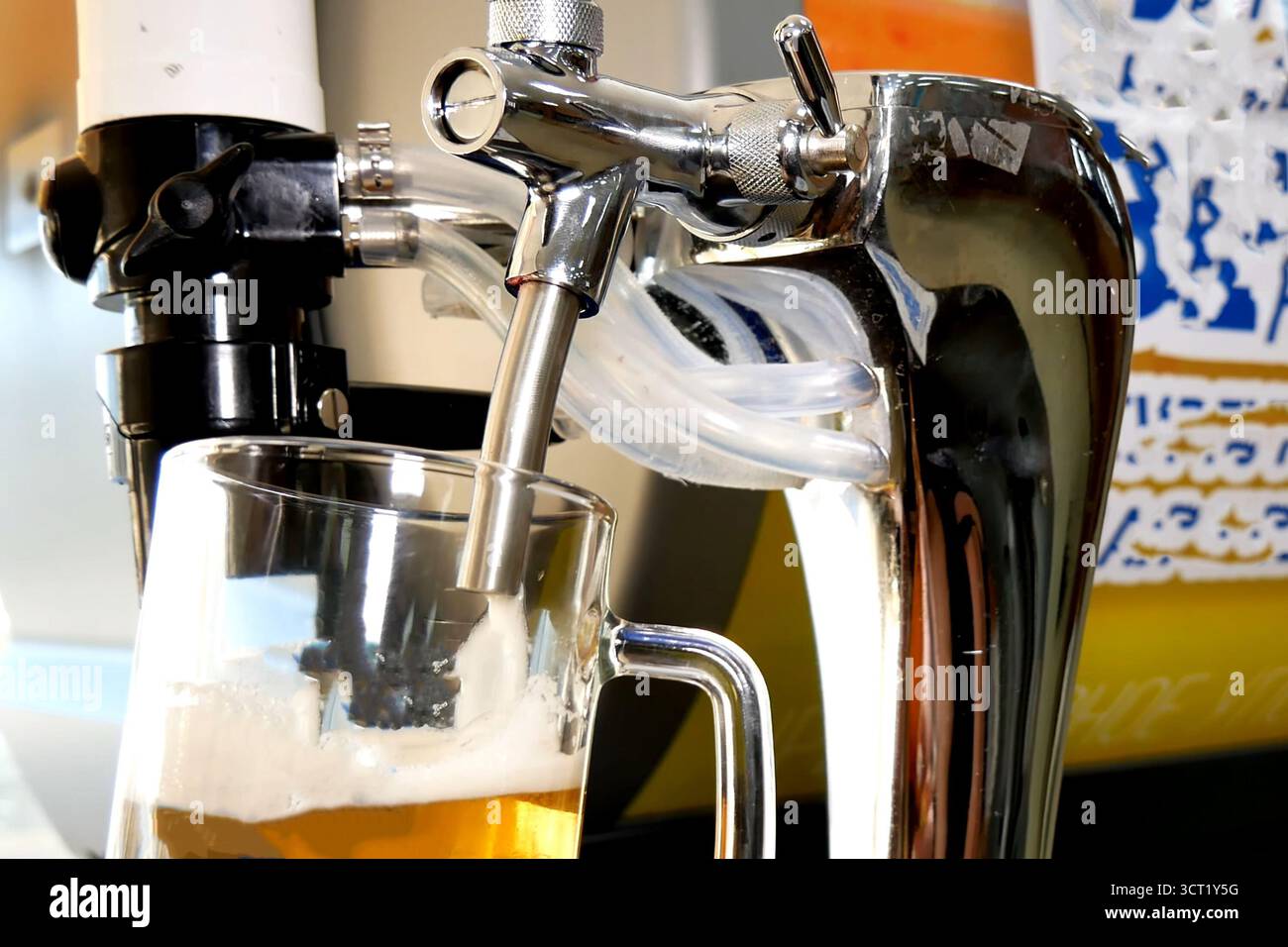 Conveyor bottles fresh light beer hi-res stock photography and images ...