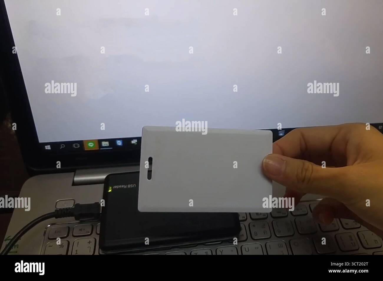 Key card pass white hi-res stock photography and images - Alamy