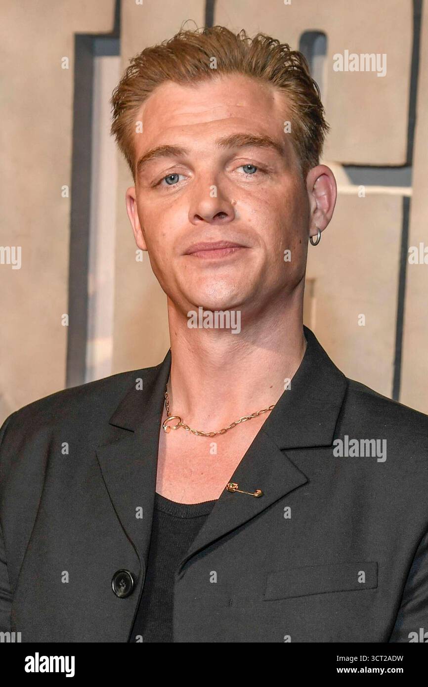 abb David Schuetter zu Gast auf dem roten Teppich bei der Welt Premiere des Amazon Films Der ...