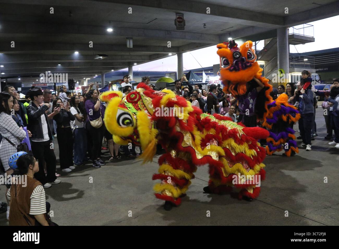 Sydney, Australia. 4th October 2025. THQ Cabra lion dancers lead parade ...