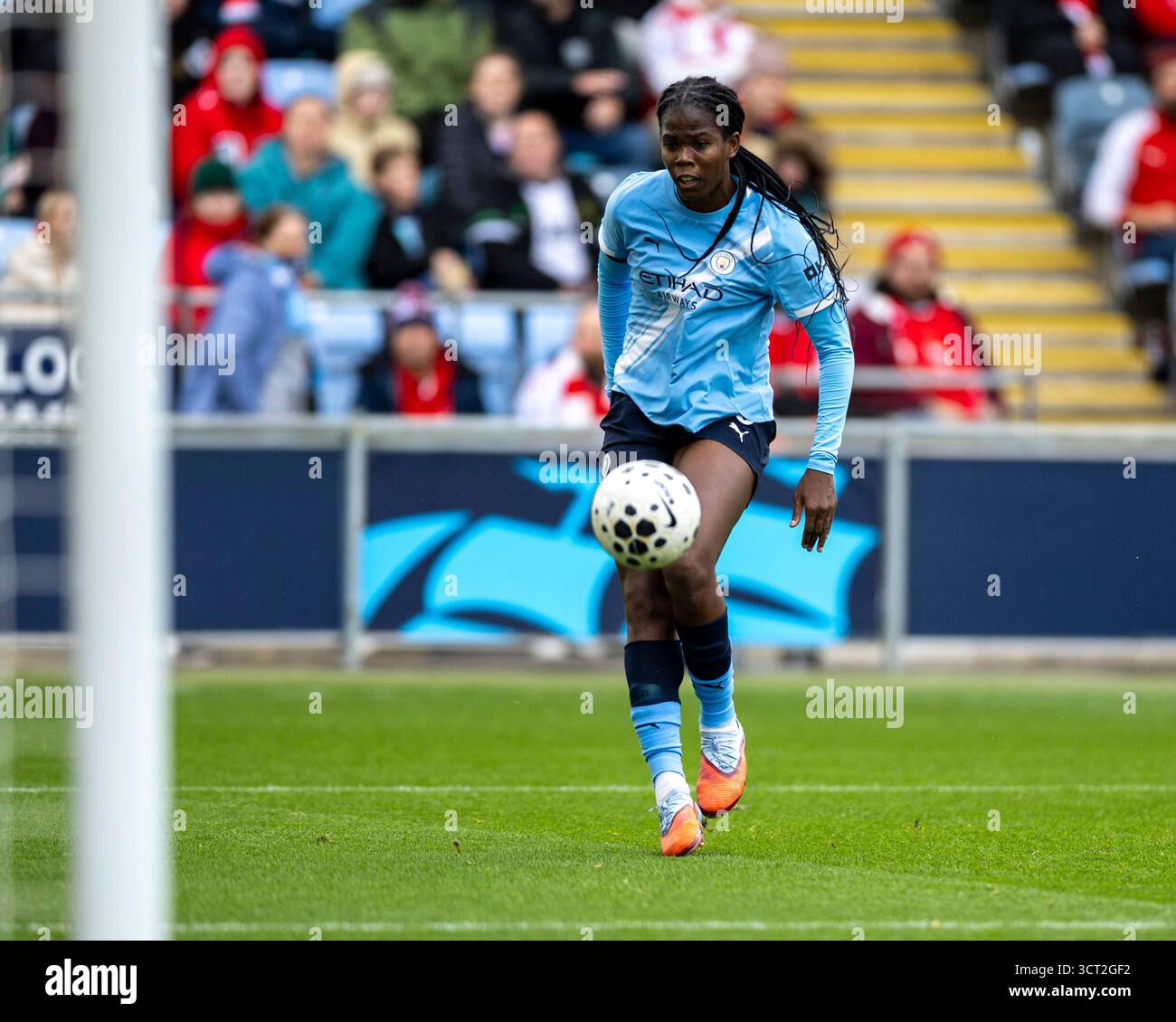 Khadija shaw manchester city 2025 hi-res stock photography and images ...