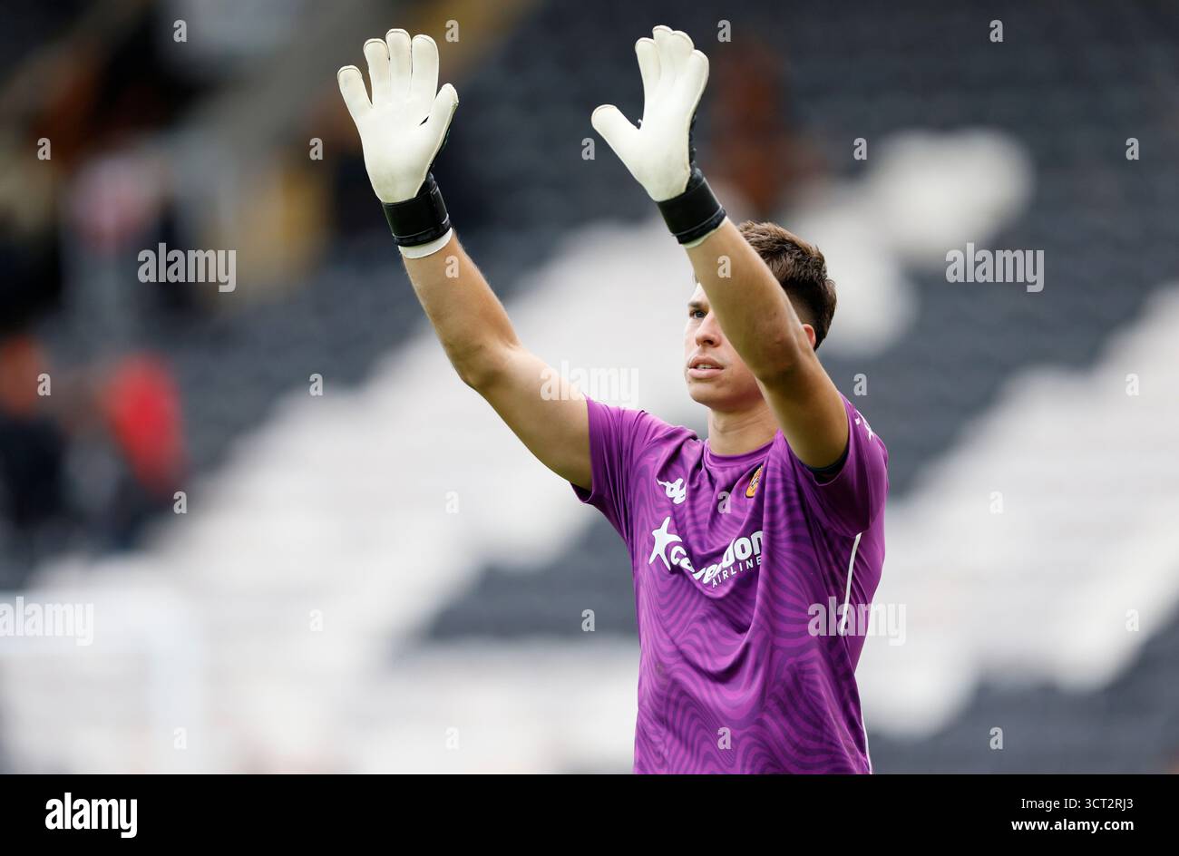Hull City goalkeeper Ivor Pandur salutes the fans after the Sky Bet ...