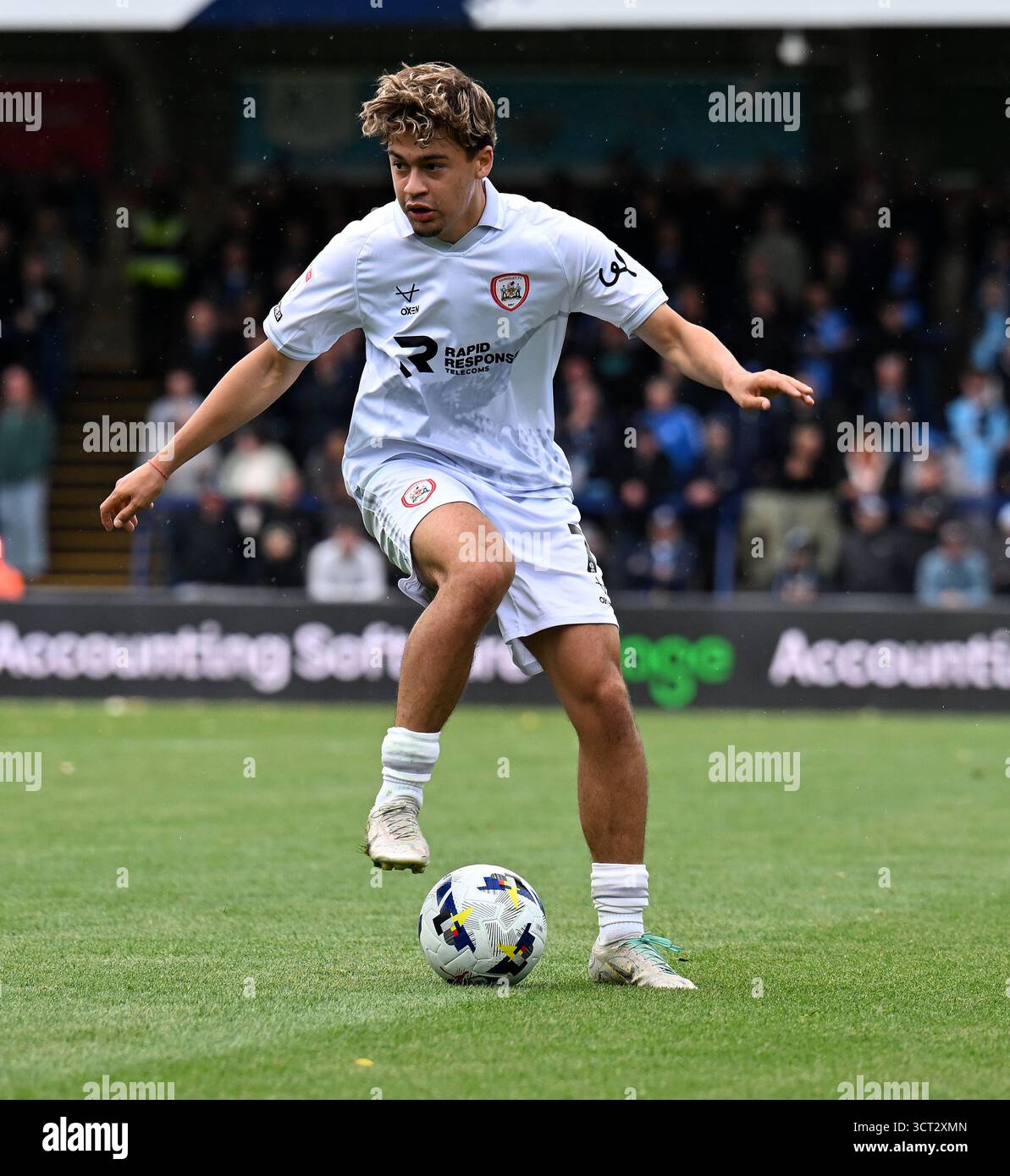 Barnsley's Caylan Vickers dribbles with the ball in the match between ...