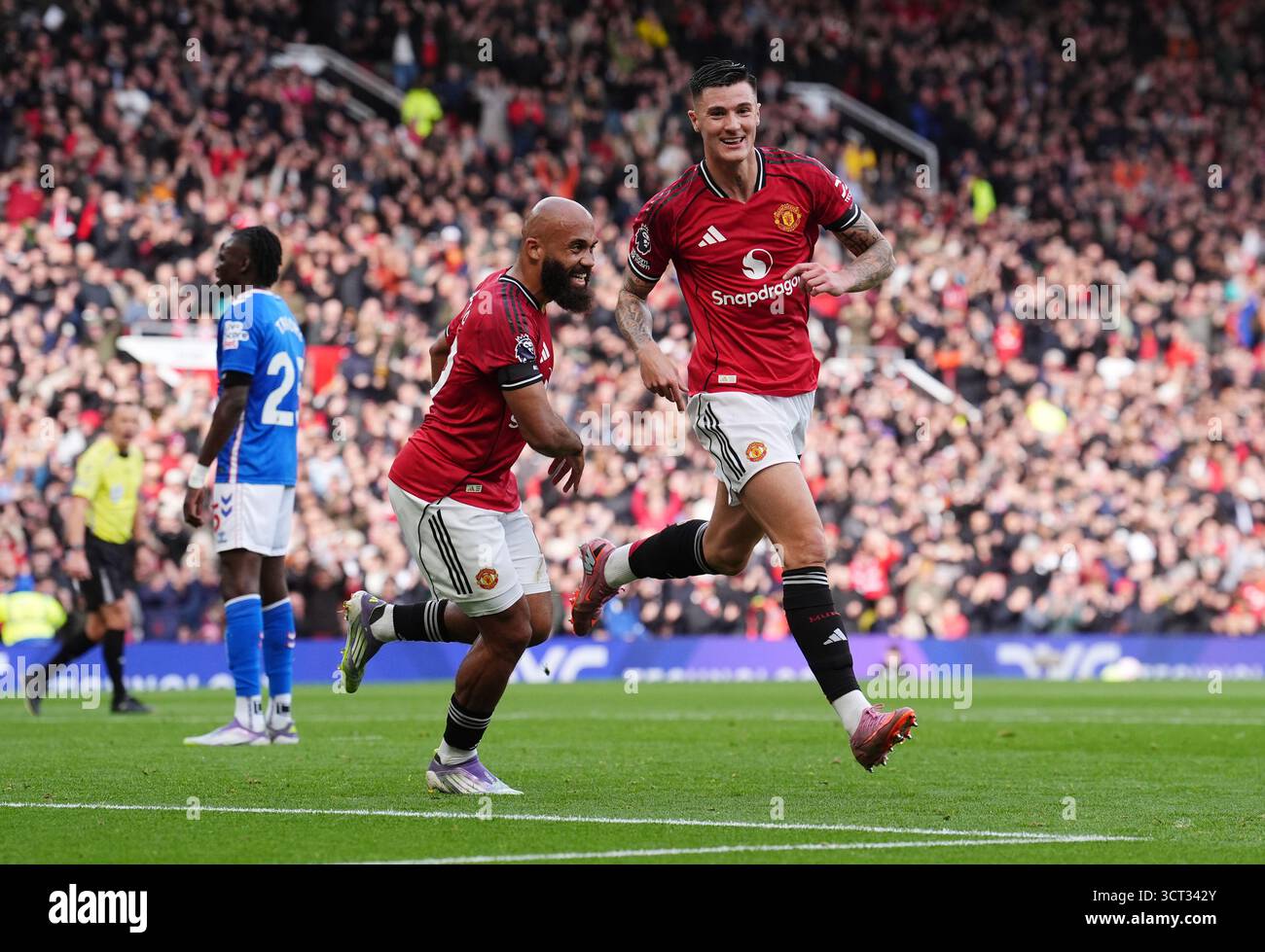 Manchester United's Benjamin Sesko celebrates scoring their side's ...