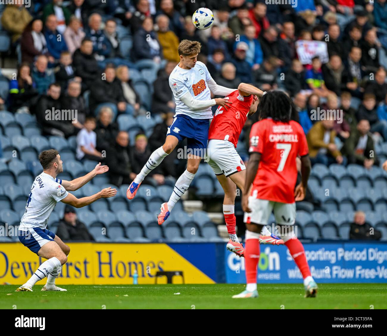 Reece burke charlton hi-res stock photography and images - Alamy