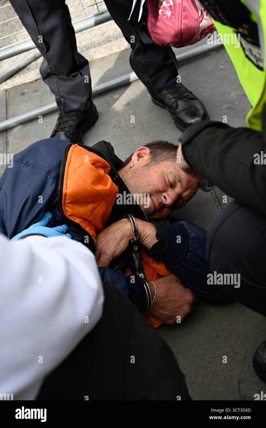 London, UK, 4th October 2025: Defend our juries organise a protest ...
