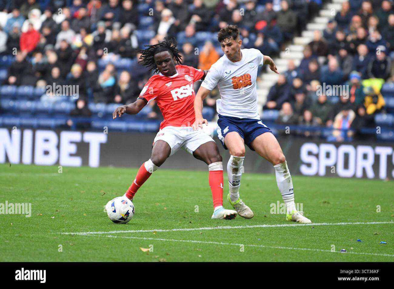 Preston, England. 4th Oct 2025. Tyreece Campbell and Jordan Storey ...