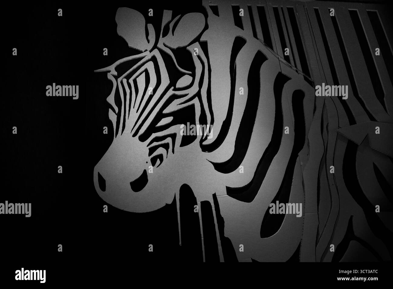 Wildlife metal art Black and White Stock Photos & Images - Alamy